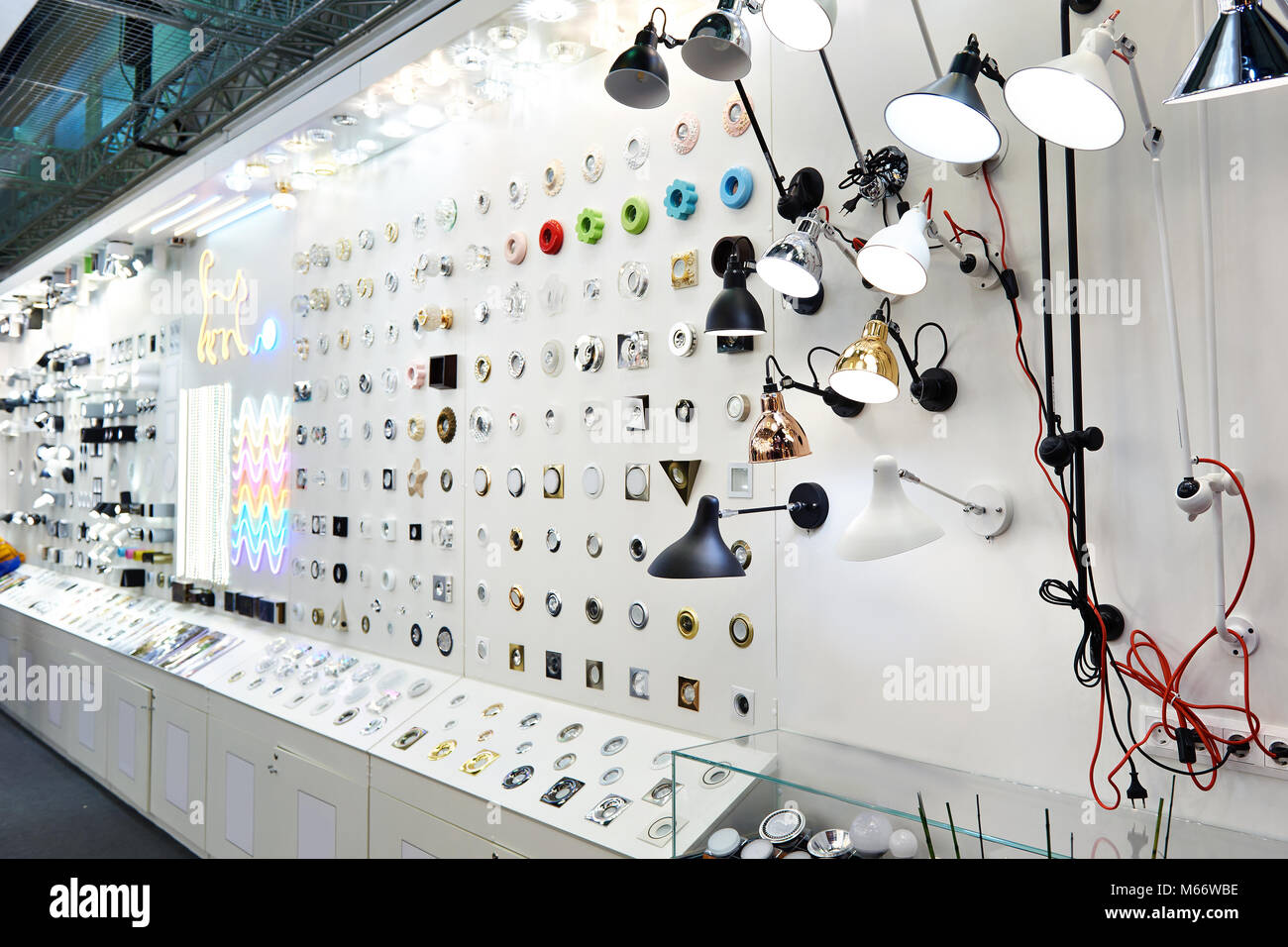 Retail store fixtures hi-res stock photography and images - Alamy