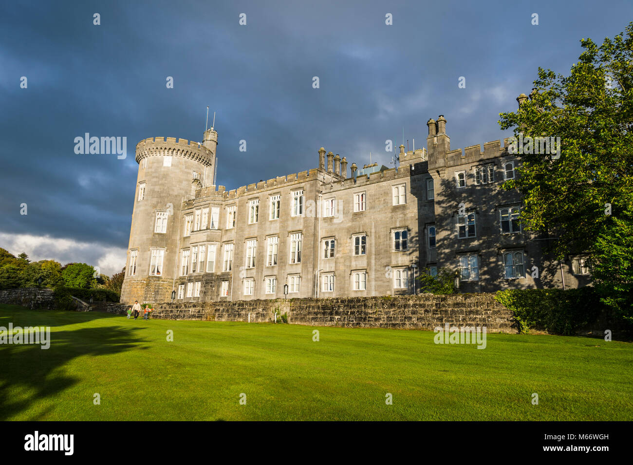 Dromoland castle hi-res stock photography and images - Alamy