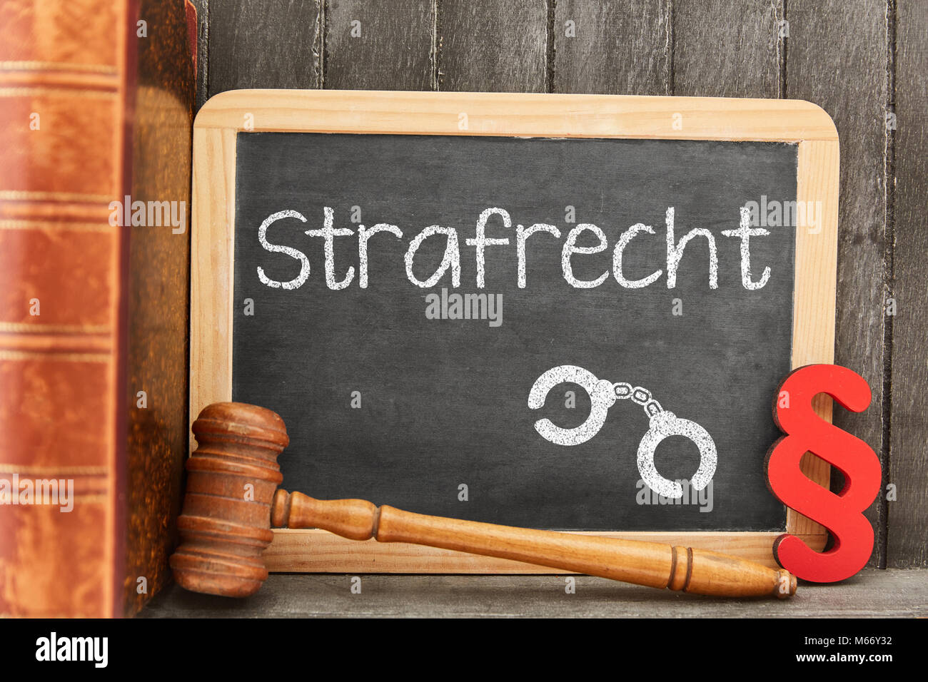 Law symbols hi-res stock photography and images - Alamy