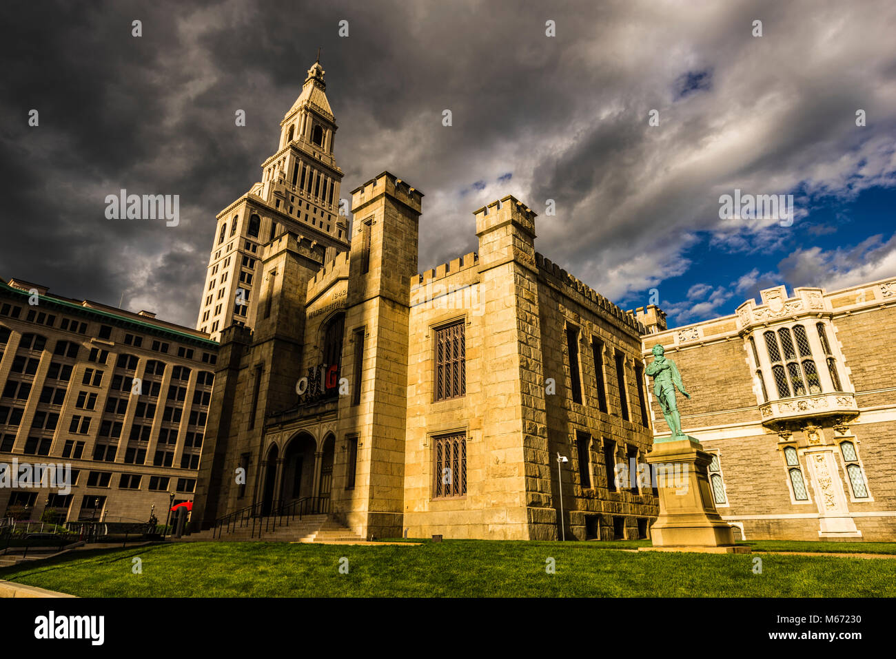 Wadsworth atheneum museum of art hi-res stock photography and images ...