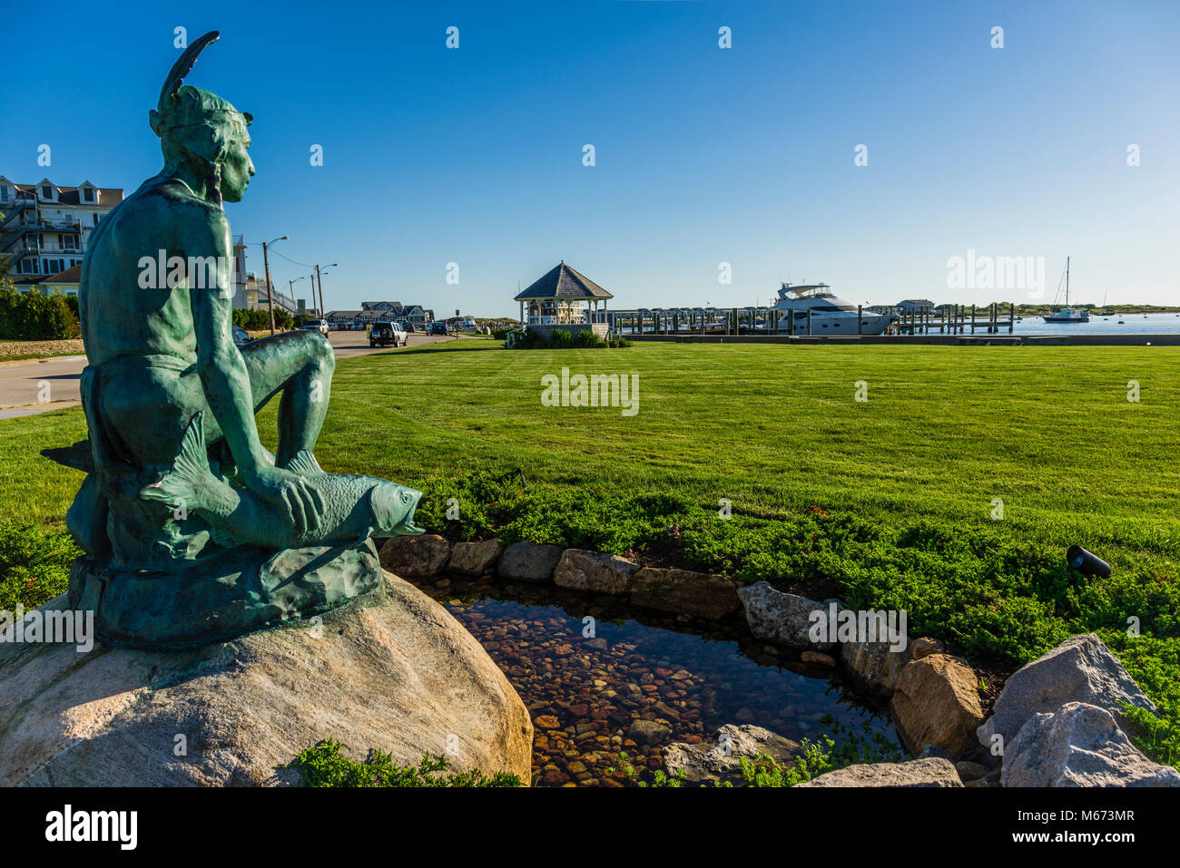 Niantic indians hi-res stock photography and images - Alamy