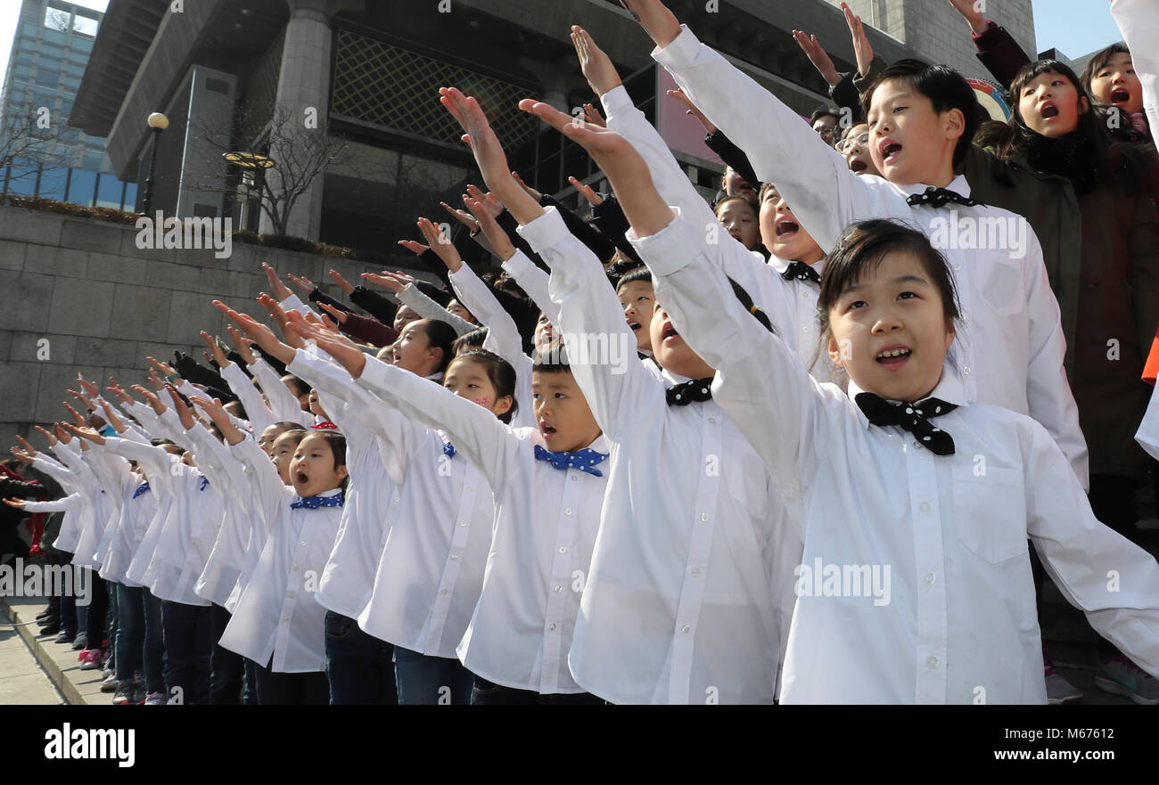 01st Mar, 2018. S. Korea commemorates Independence Movement Day A ...