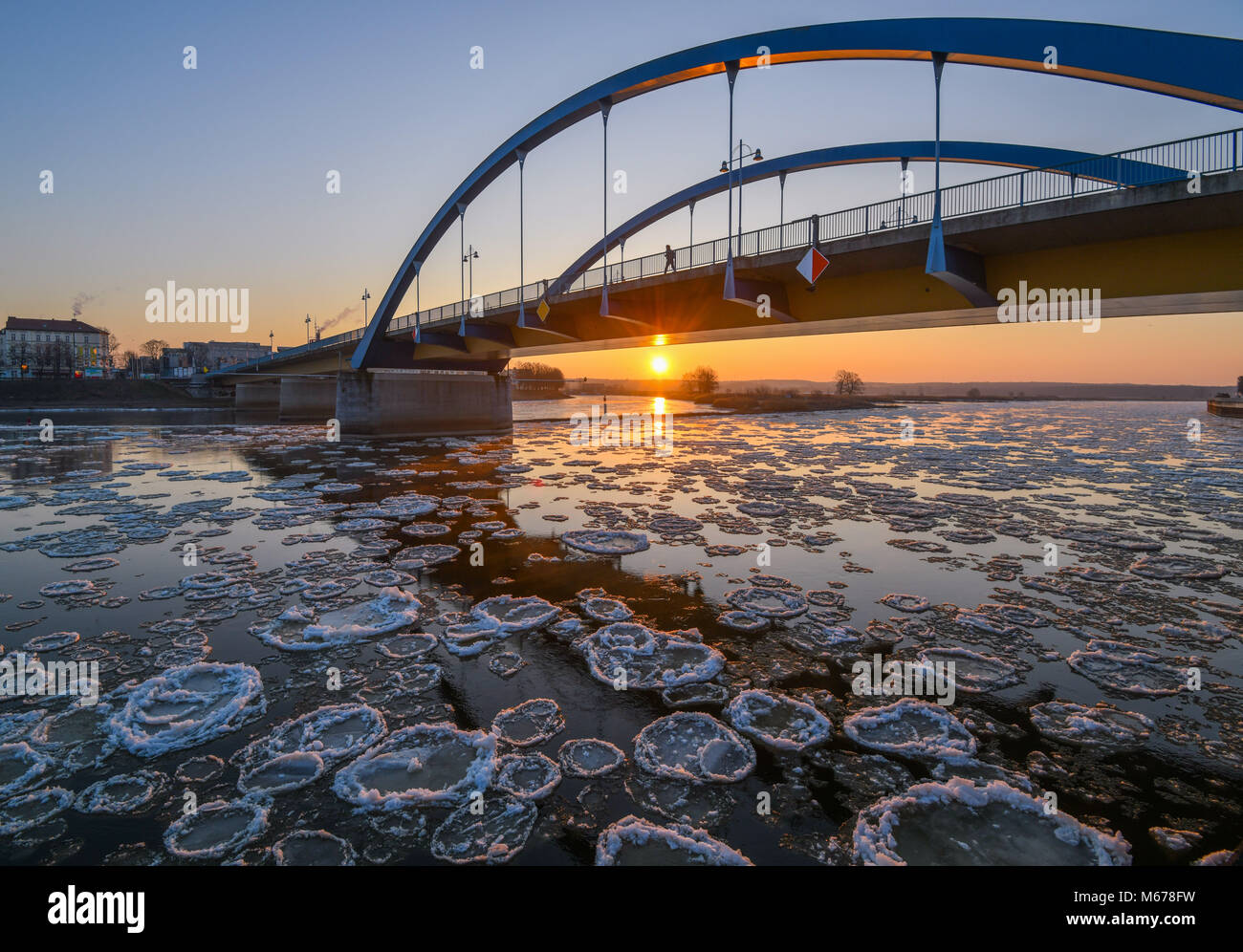 Ice floes, known as "Brieg Geese", floating downstream along the Oder ...