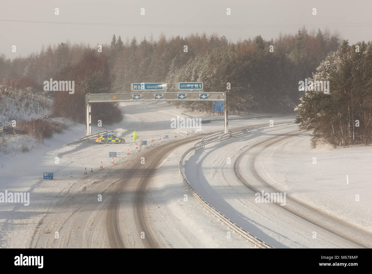 M9 @ M876 junction, Larbert, Central Scotland. 1st March 2018, Police ...