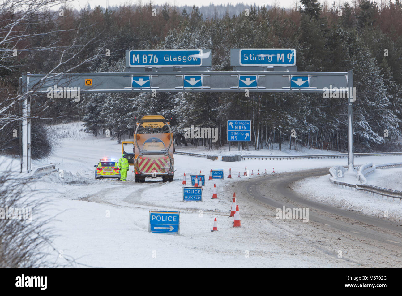 M9 @ M876 junction, Larbert, Central Scotland. 1st March 2018, Police ...