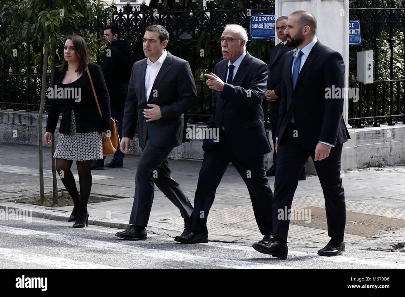 Alexis tsipras prime minister prime minister of greece greek crisis hi ...