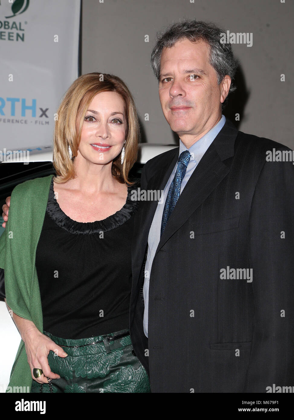 Sharon lawrence and tom apostle hi-res stock photography and images - Alamy