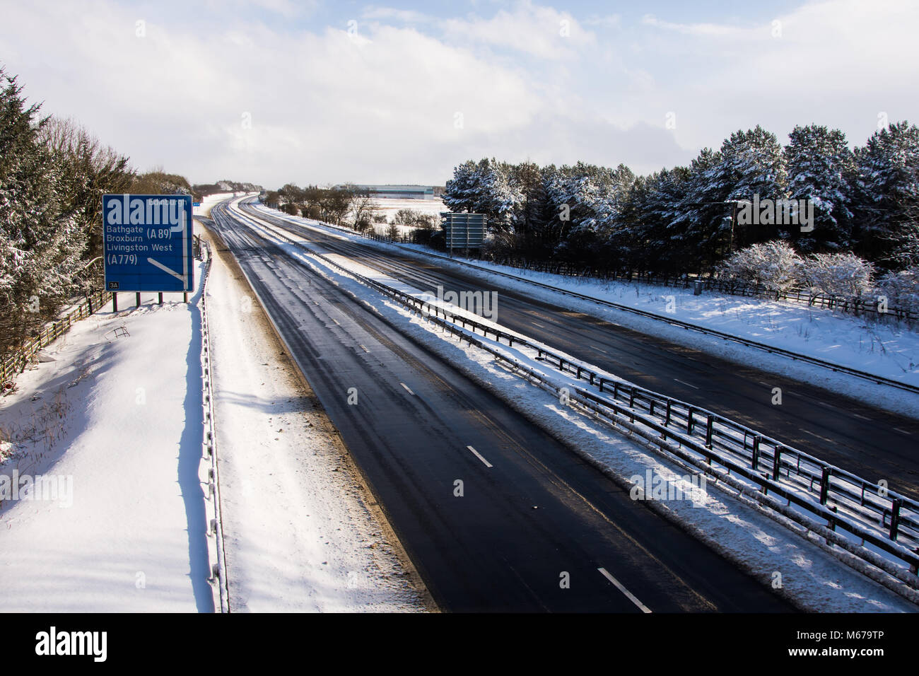 Bathgate, West Lothian, UK.1st March 2018. The M8 motorway at Bathgate ...