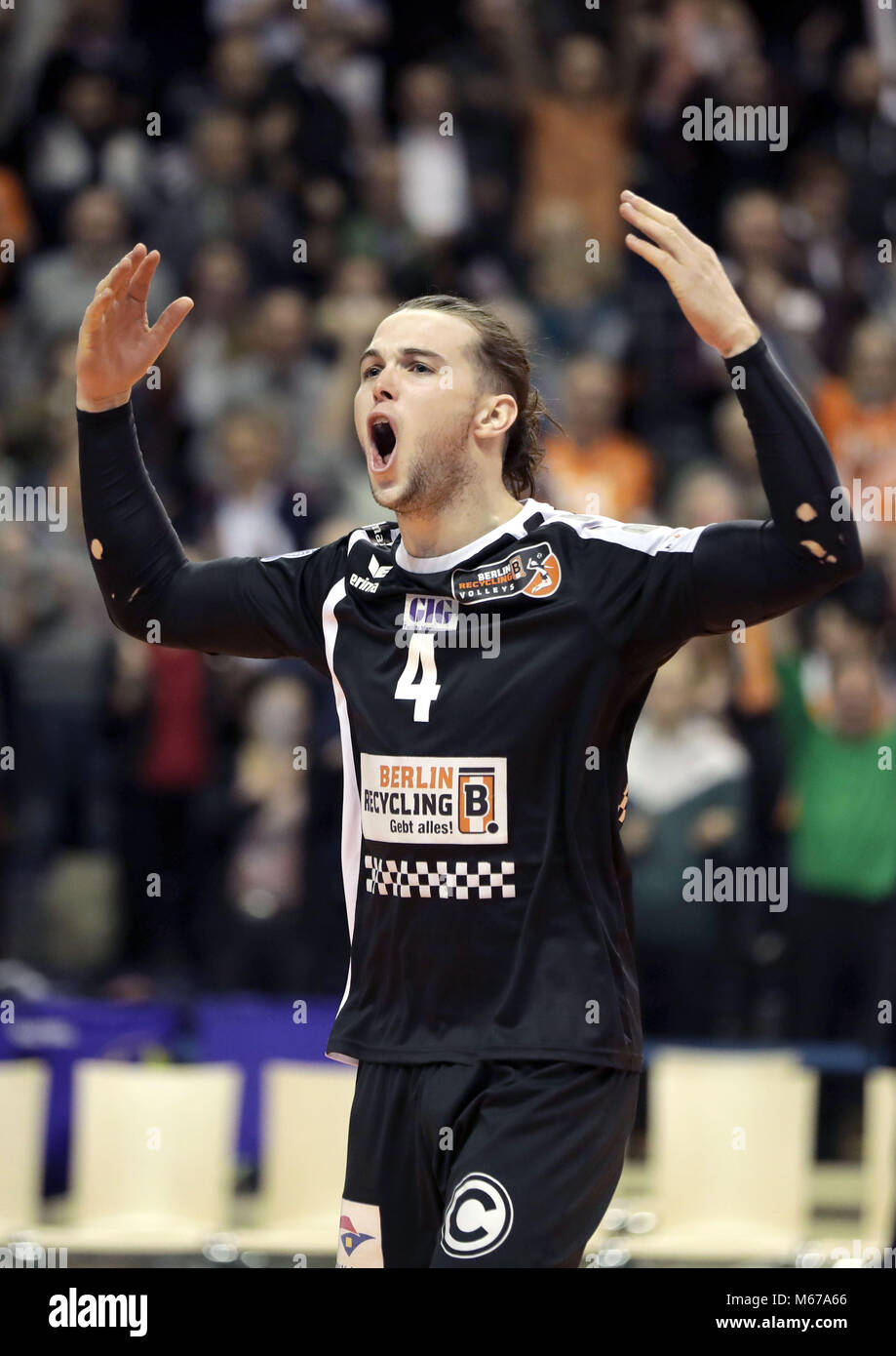 Max perry hi-res stock photography and images - Alamy