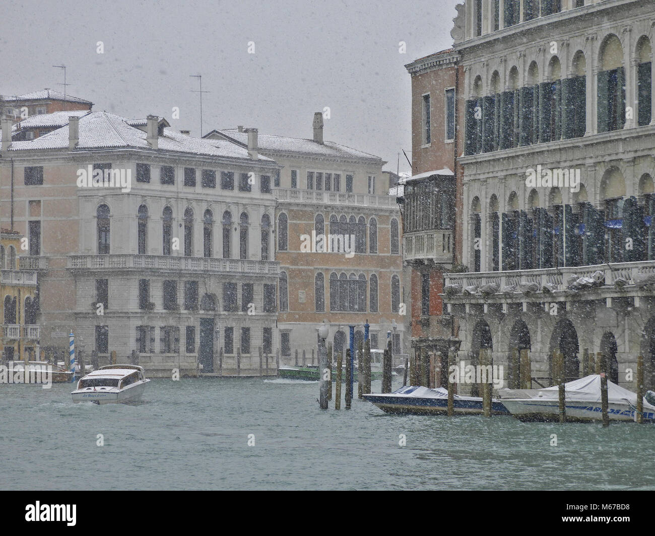 Venice, Italy. 1st March, 2018. VENICE - Snow in Venice, whitewashed ...