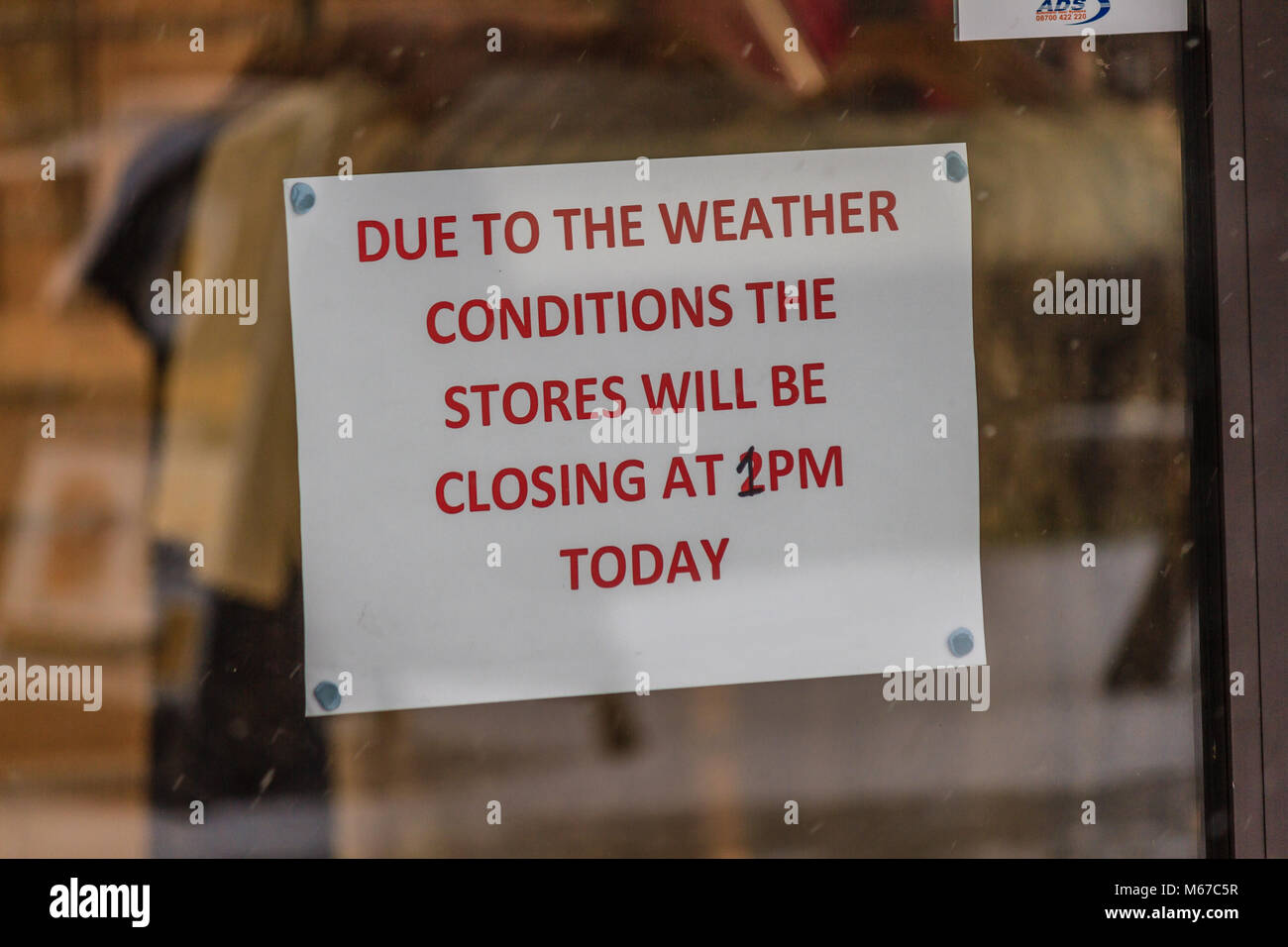Closing a window storm hi-res stock photography and images - Alamy