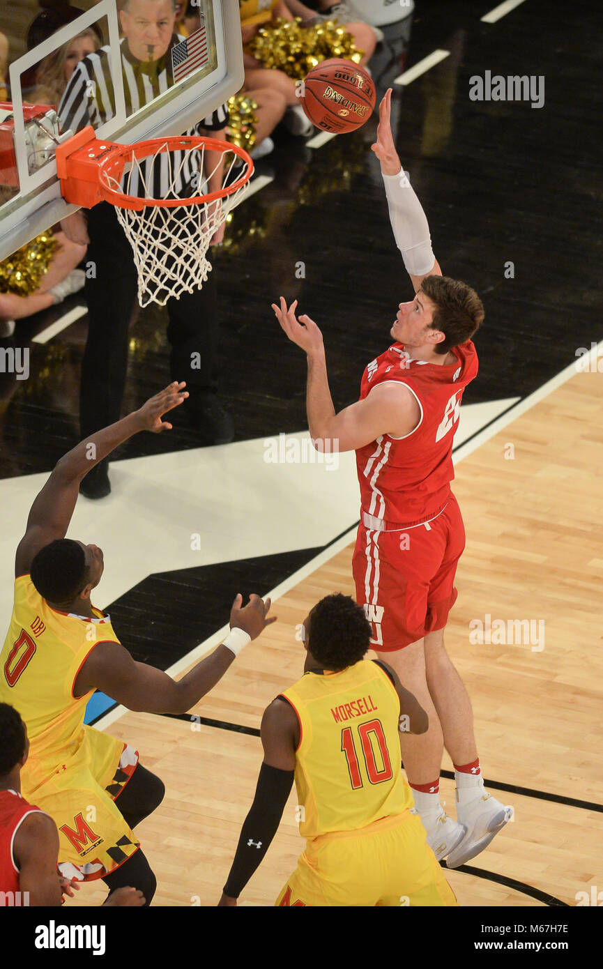 New York, New York, USA. 1st Mar, 2018. ETHAN HAPP (22) attempts to ...