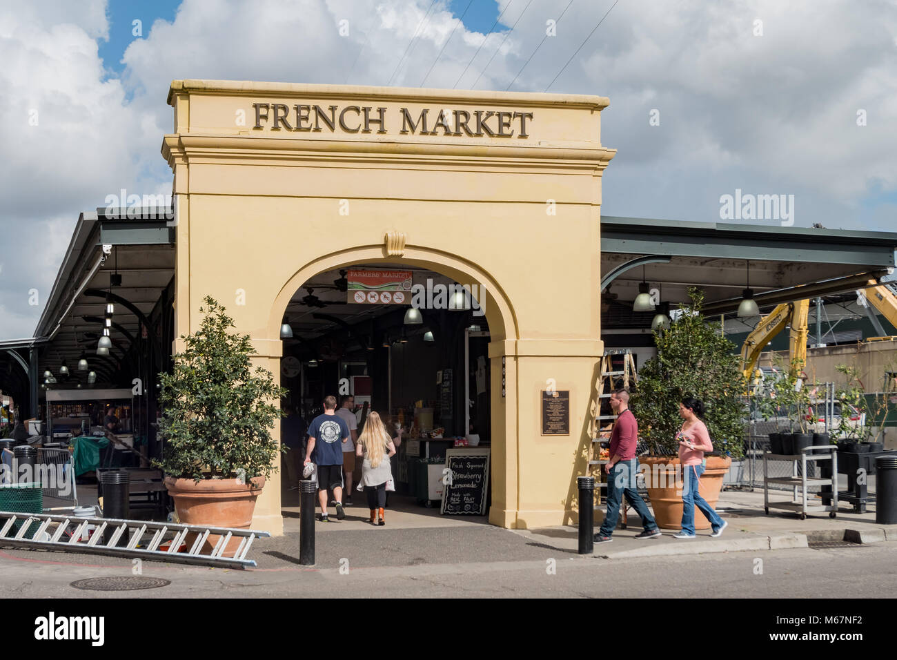 French archway hi-res stock photography and images - Alamy