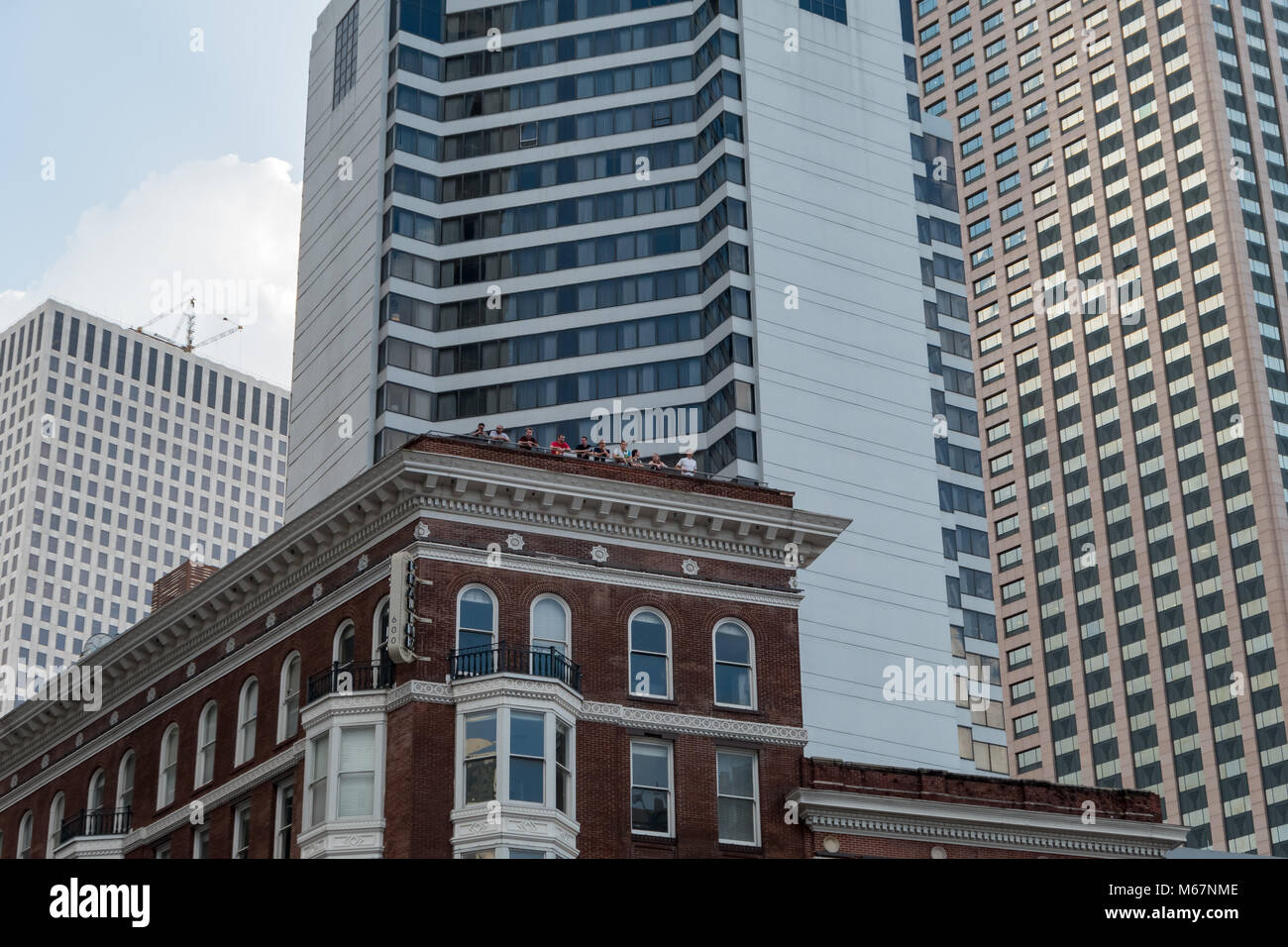 Many people looking hi-res stock photography and images - Alamy