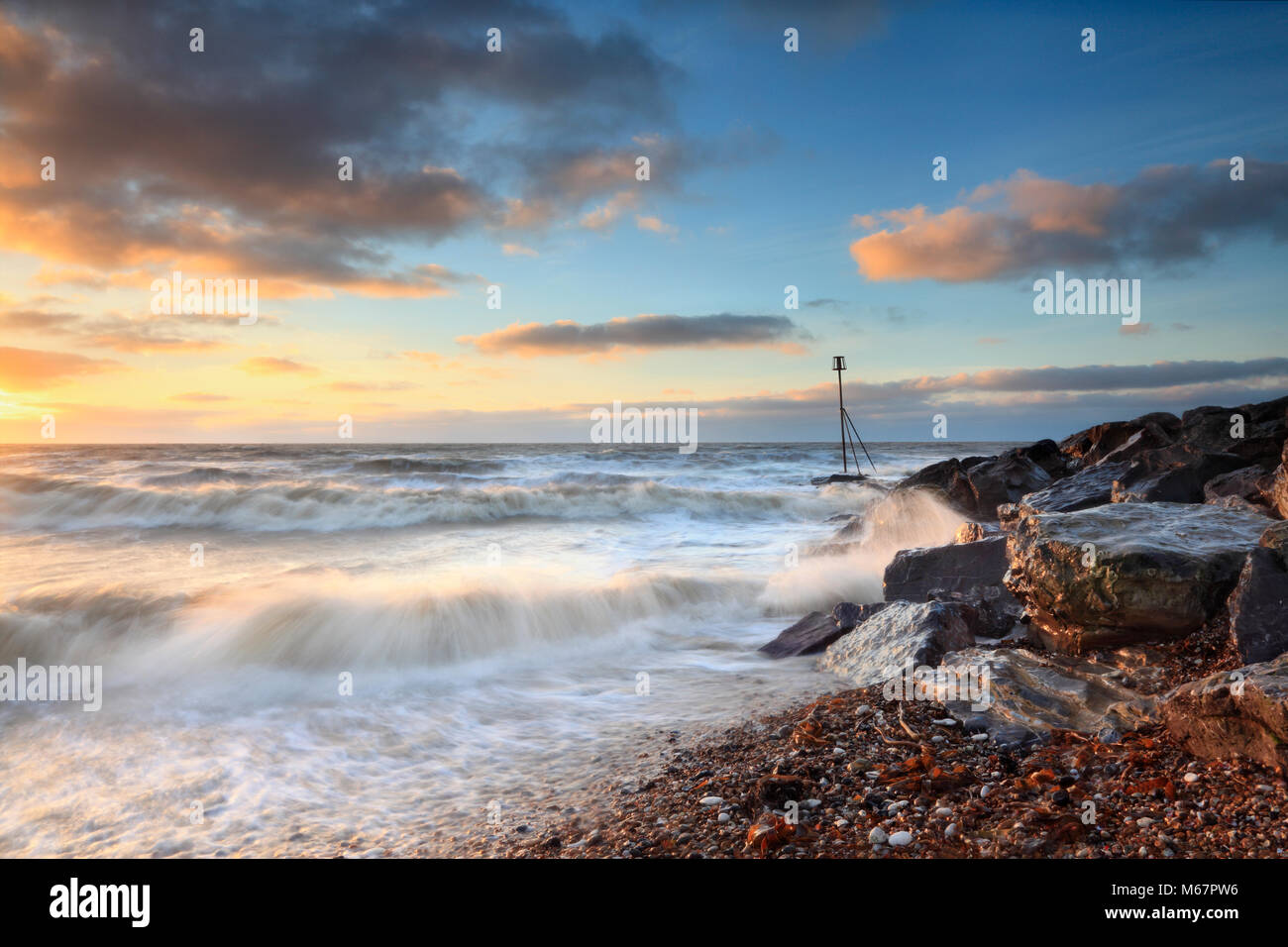 Stormy beach hi-res stock photography and images - Alamy