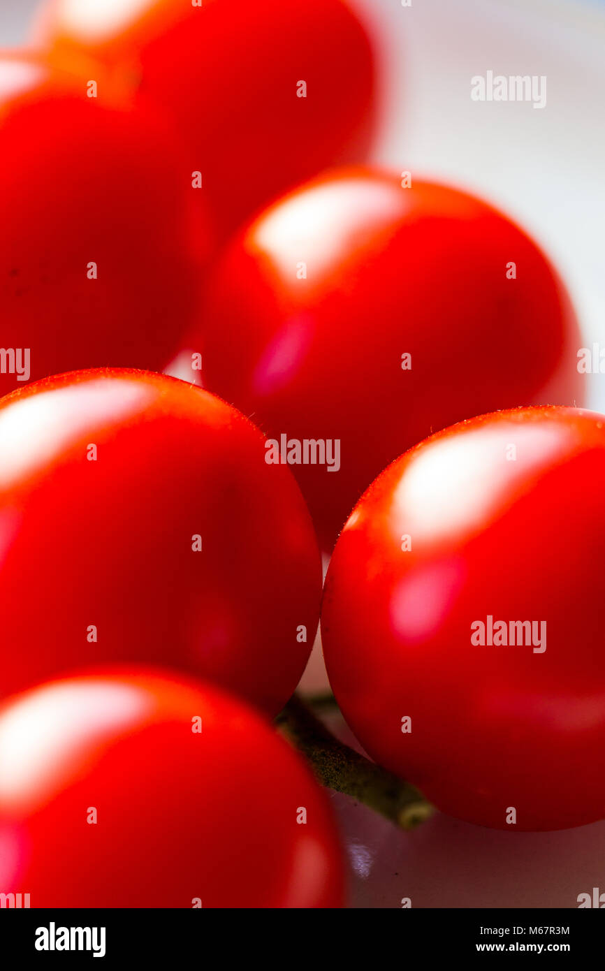 fresh red tomatoes Stock Photo - Alamy