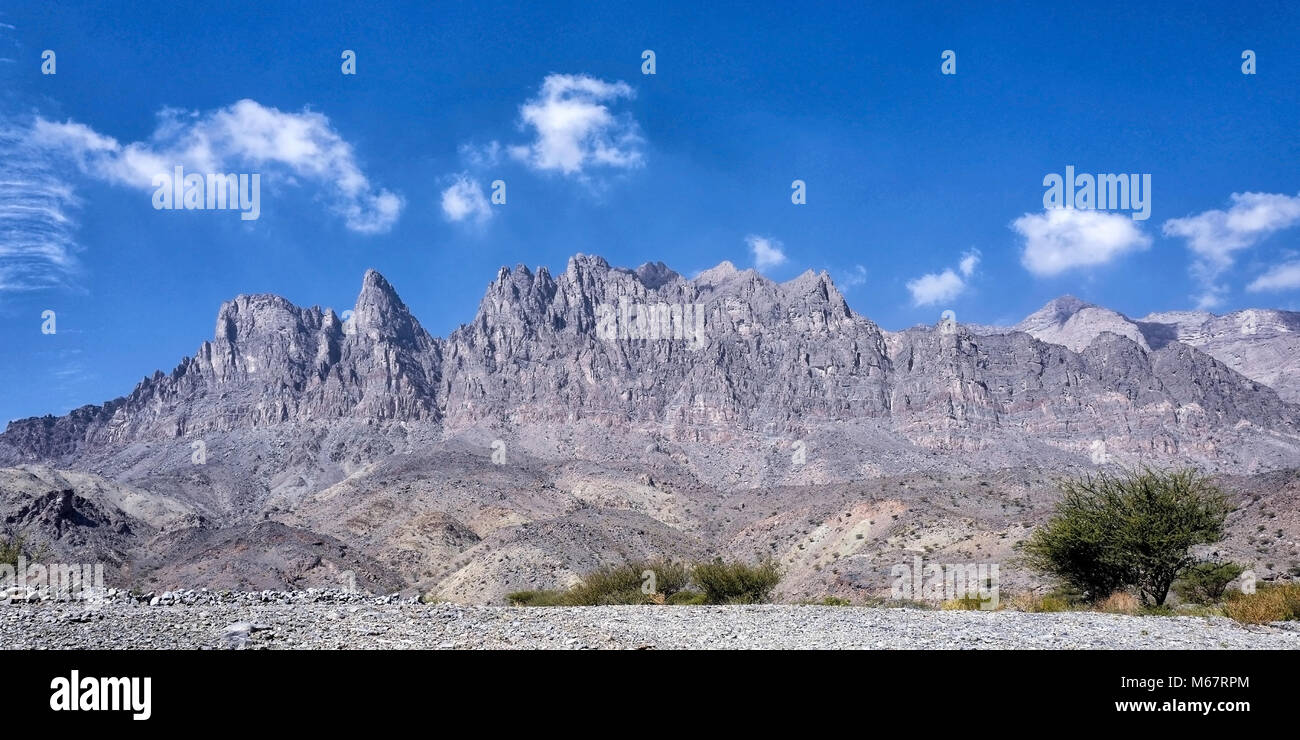 Oman's Hajar mountains Stock Photo - Alamy