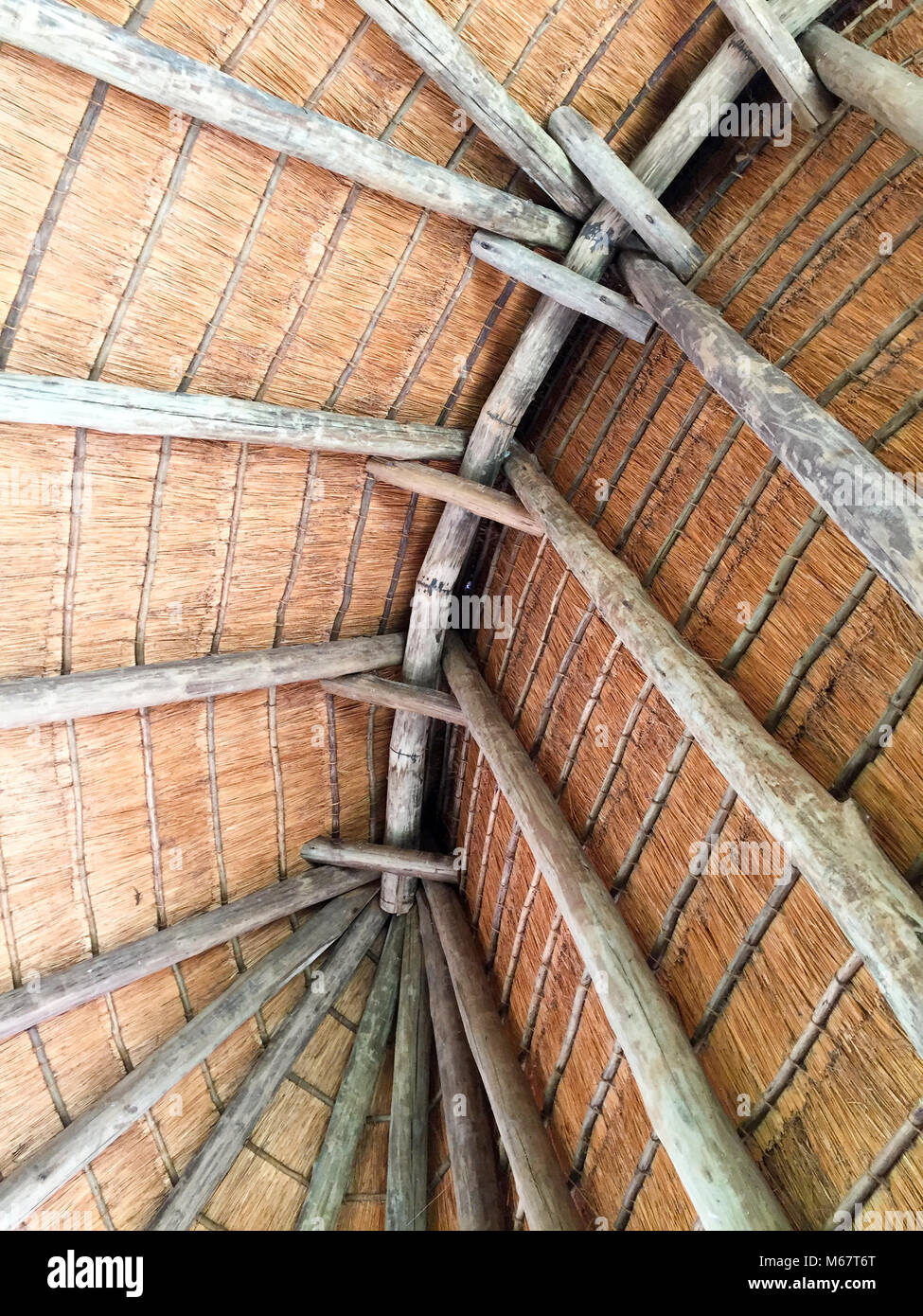 Ceiling rafters hi-res stock photography and images - Alamy