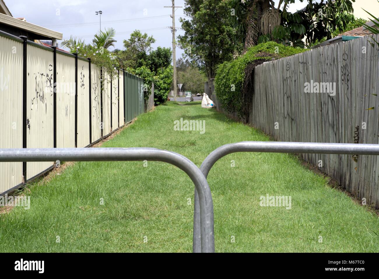 Pipes in alleyway hi-res stock photography and images - Alamy