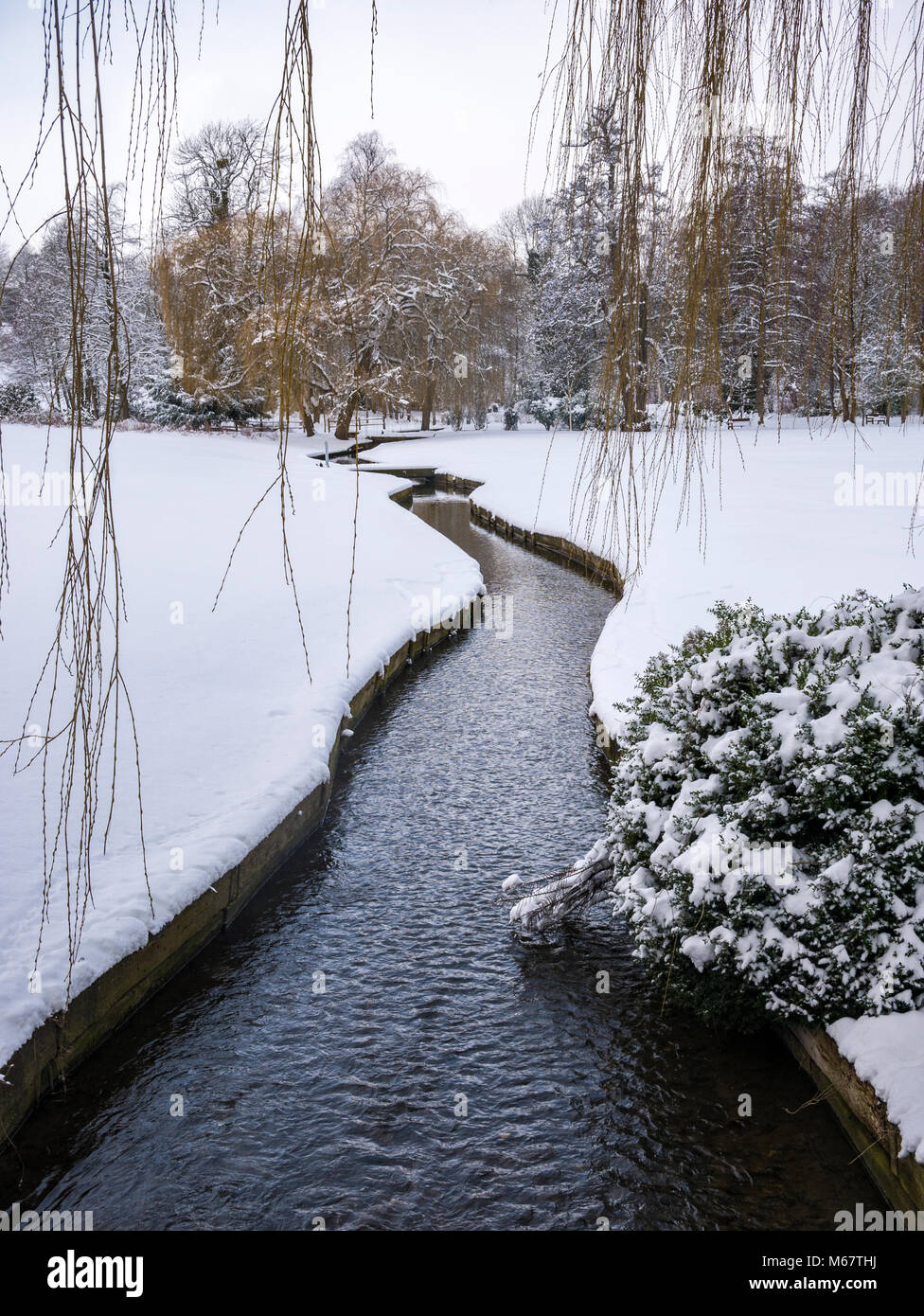 Winter scenes at Leeds Castle, Kent, UK as 'the beast from the east ...