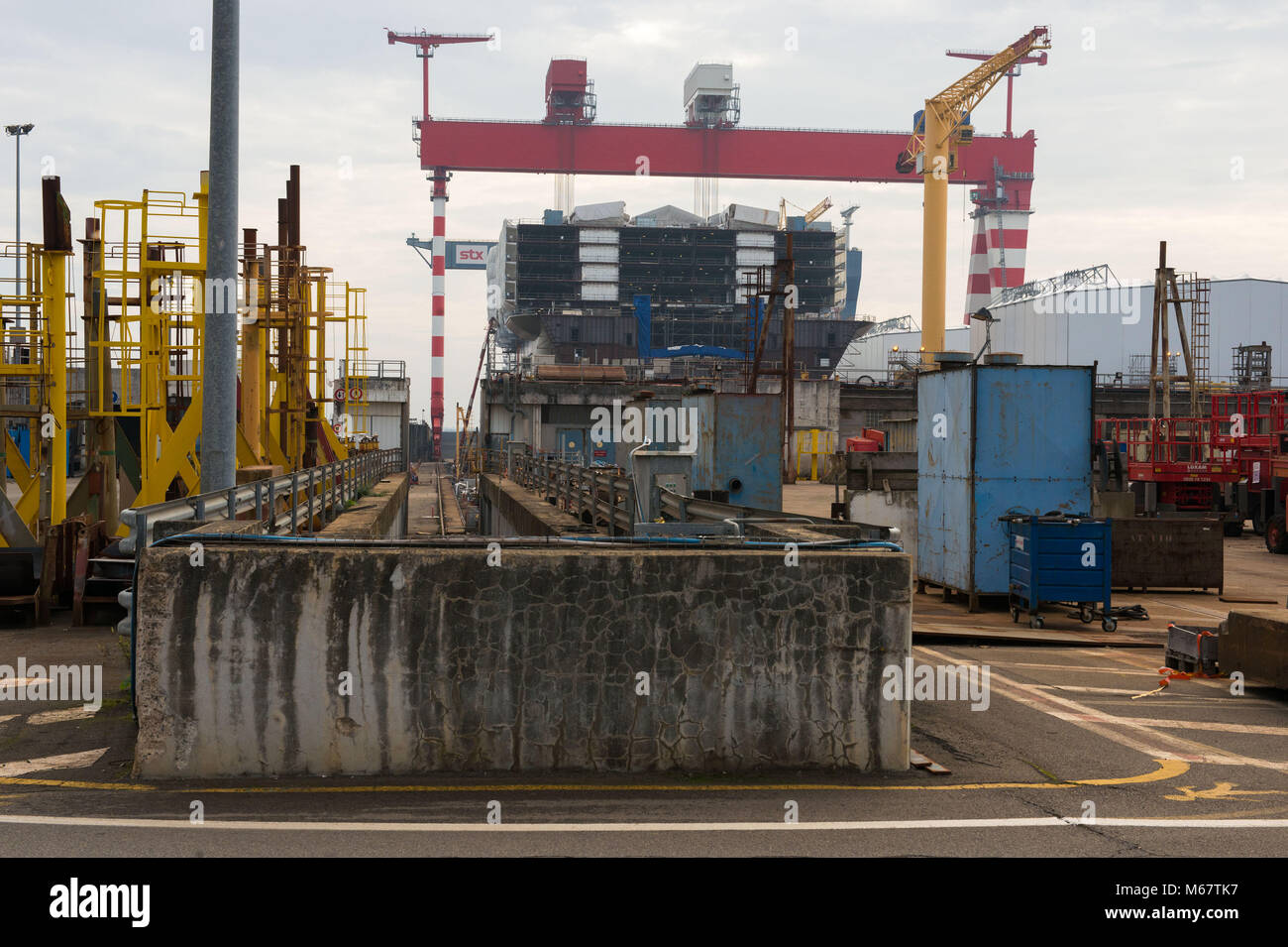Saint Nazaire, STX shipyard. France Stock Photo - Alamy