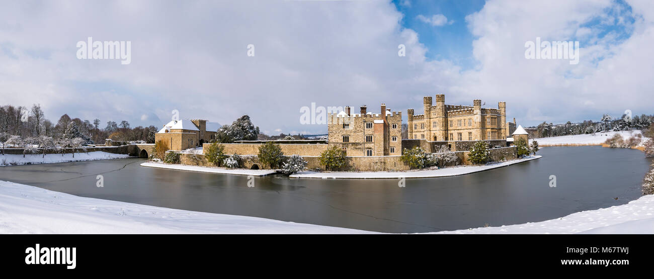 Ice at leeds castle hi-res stock photography and images - Alamy