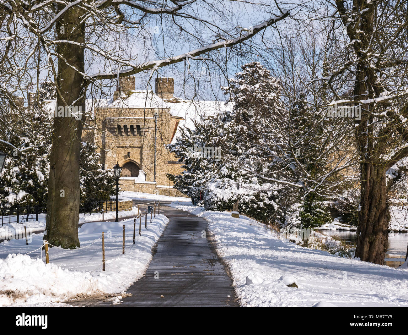 East park leeds hi-res stock photography and images - Alamy