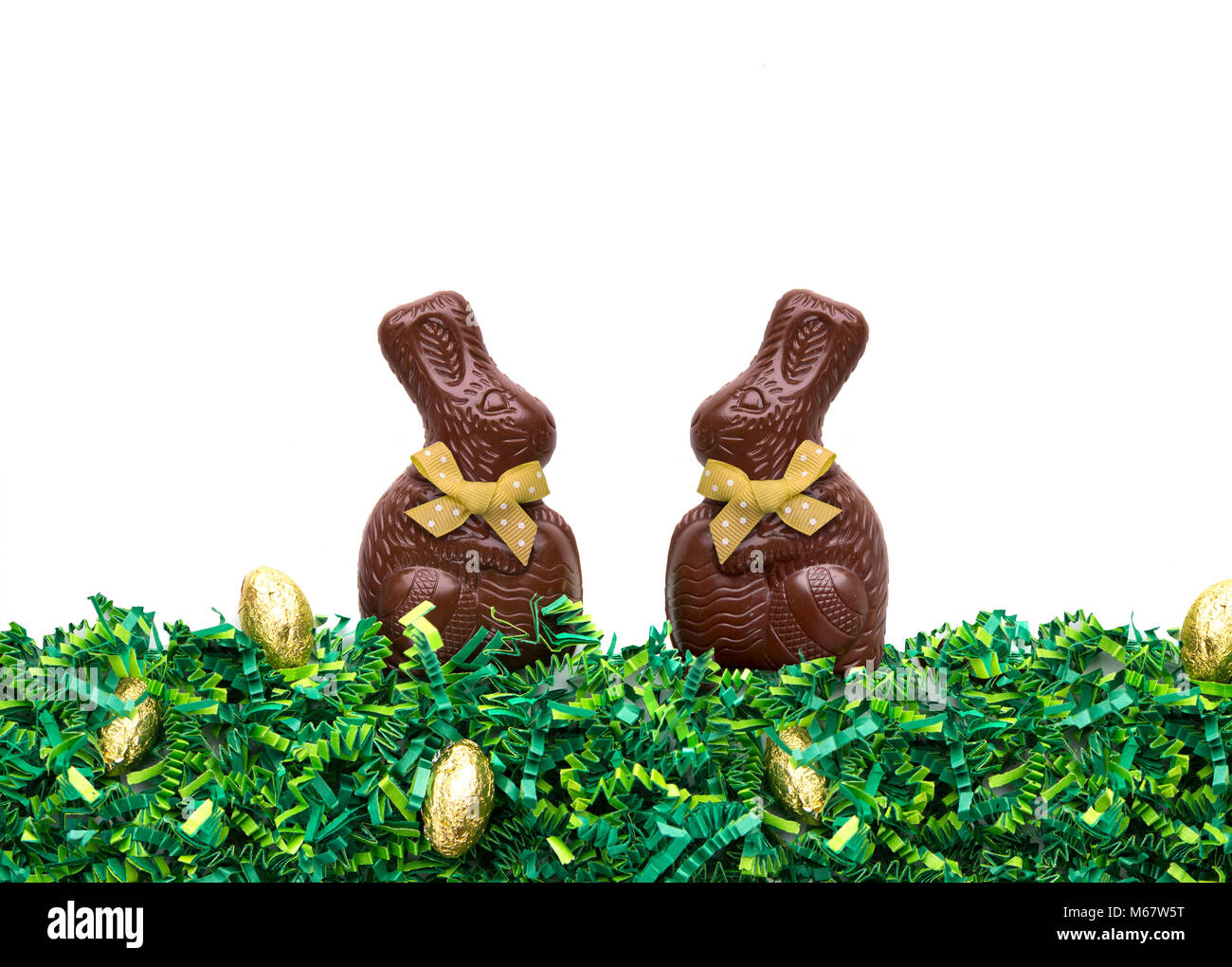 Two chocolate easter bunny hi-res stock photography and images - Alamy