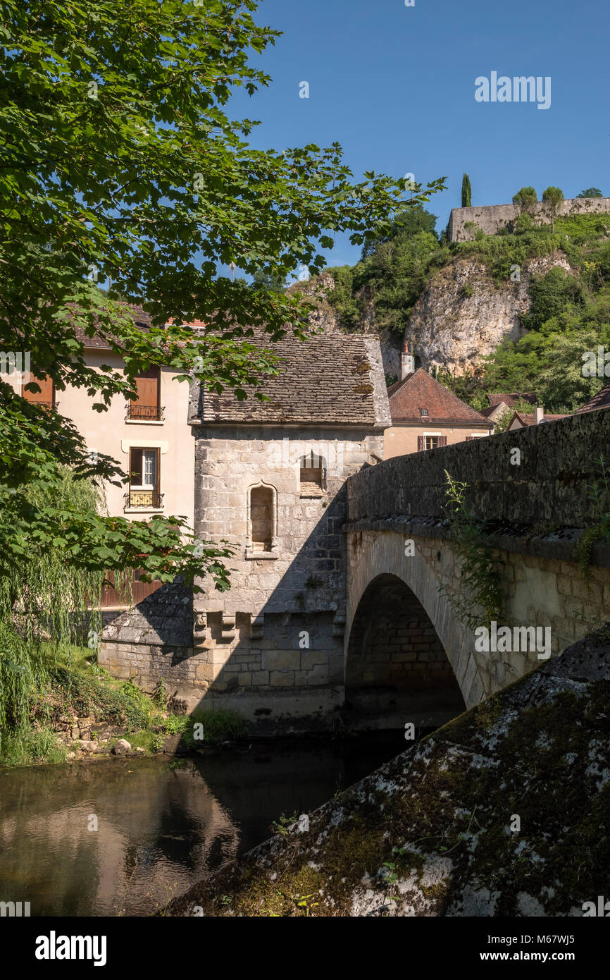 Mailly le chateau france hi-res stock photography and images - Alamy