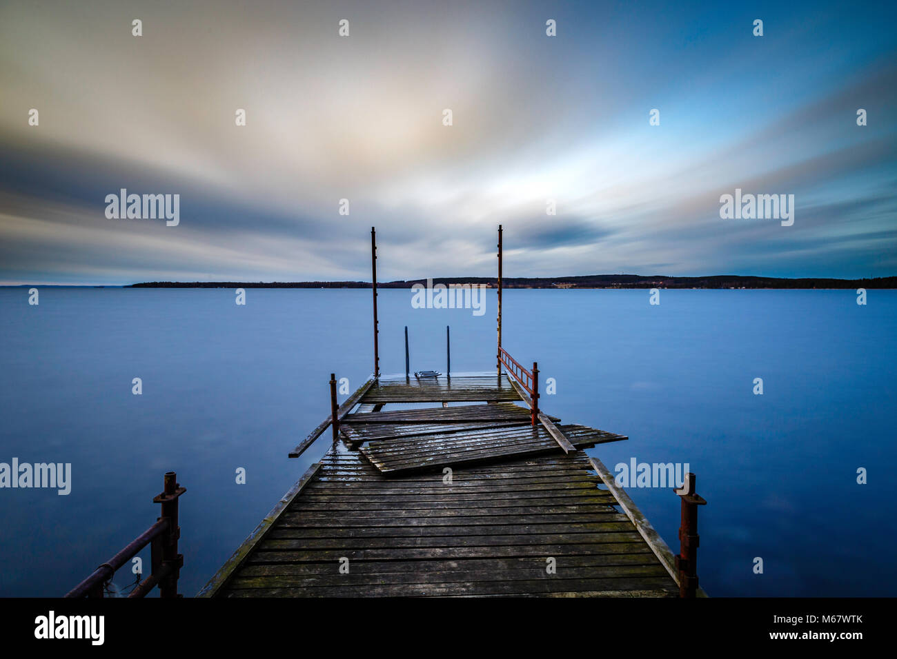 Broken jetty hi-res stock photography and images - Alamy