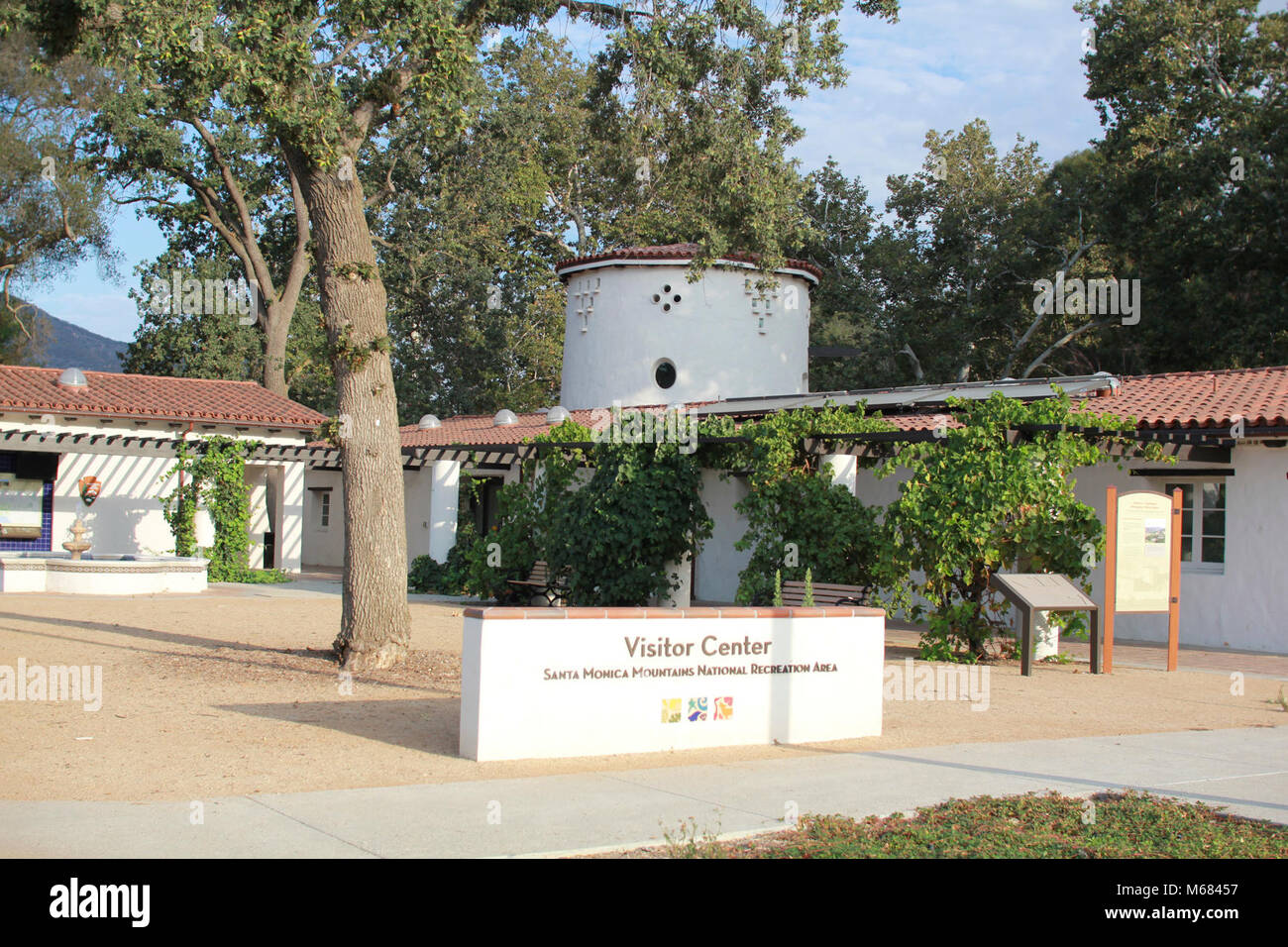 Santa Monica Mountains Interagency Visitor Center. The Anthony C ...