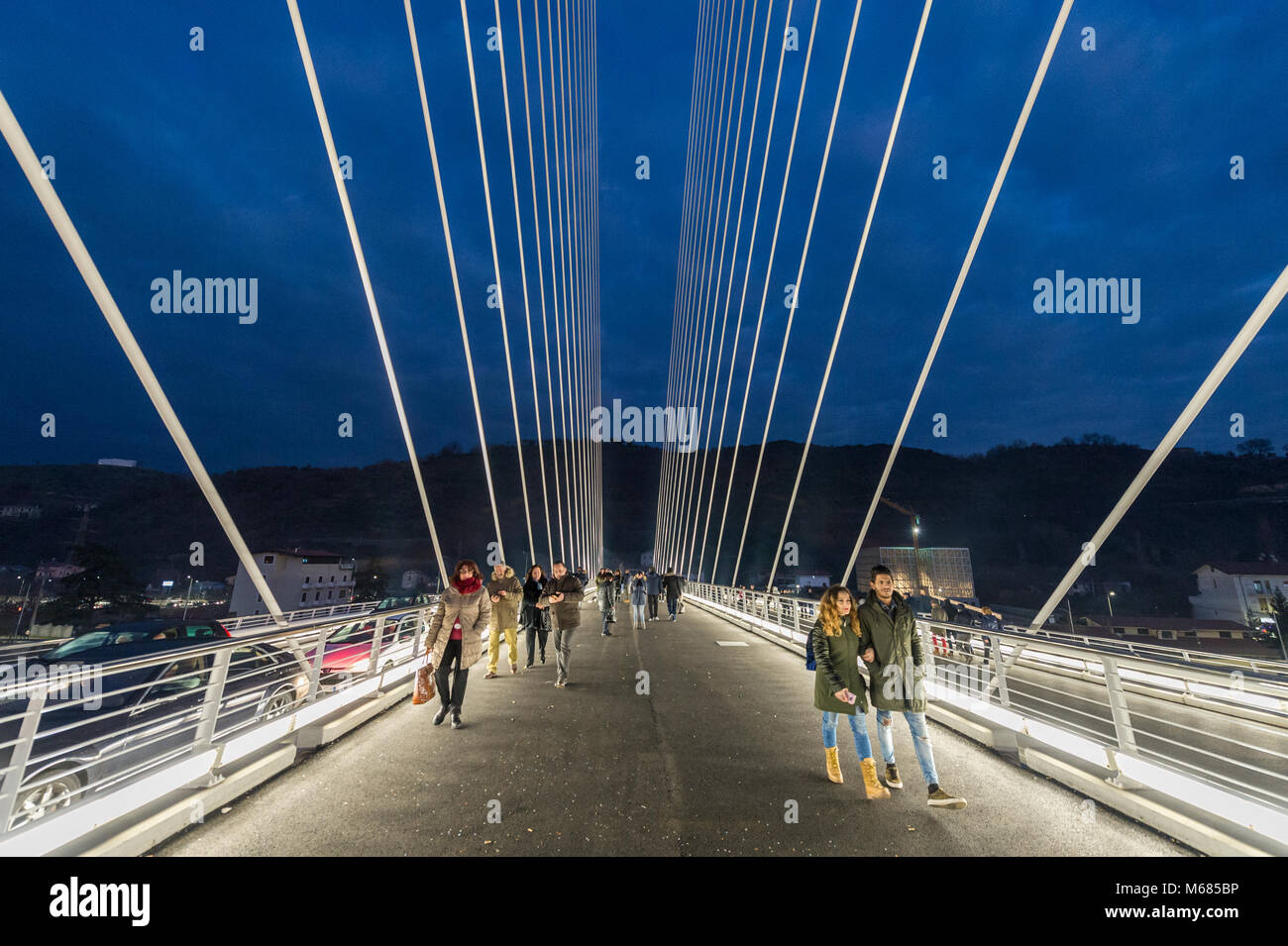 Santiago Calatrava completes a new bridge in Italy. The bridge was ...