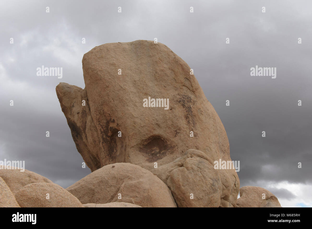 Whale rock hi-res stock photography and images - Alamy