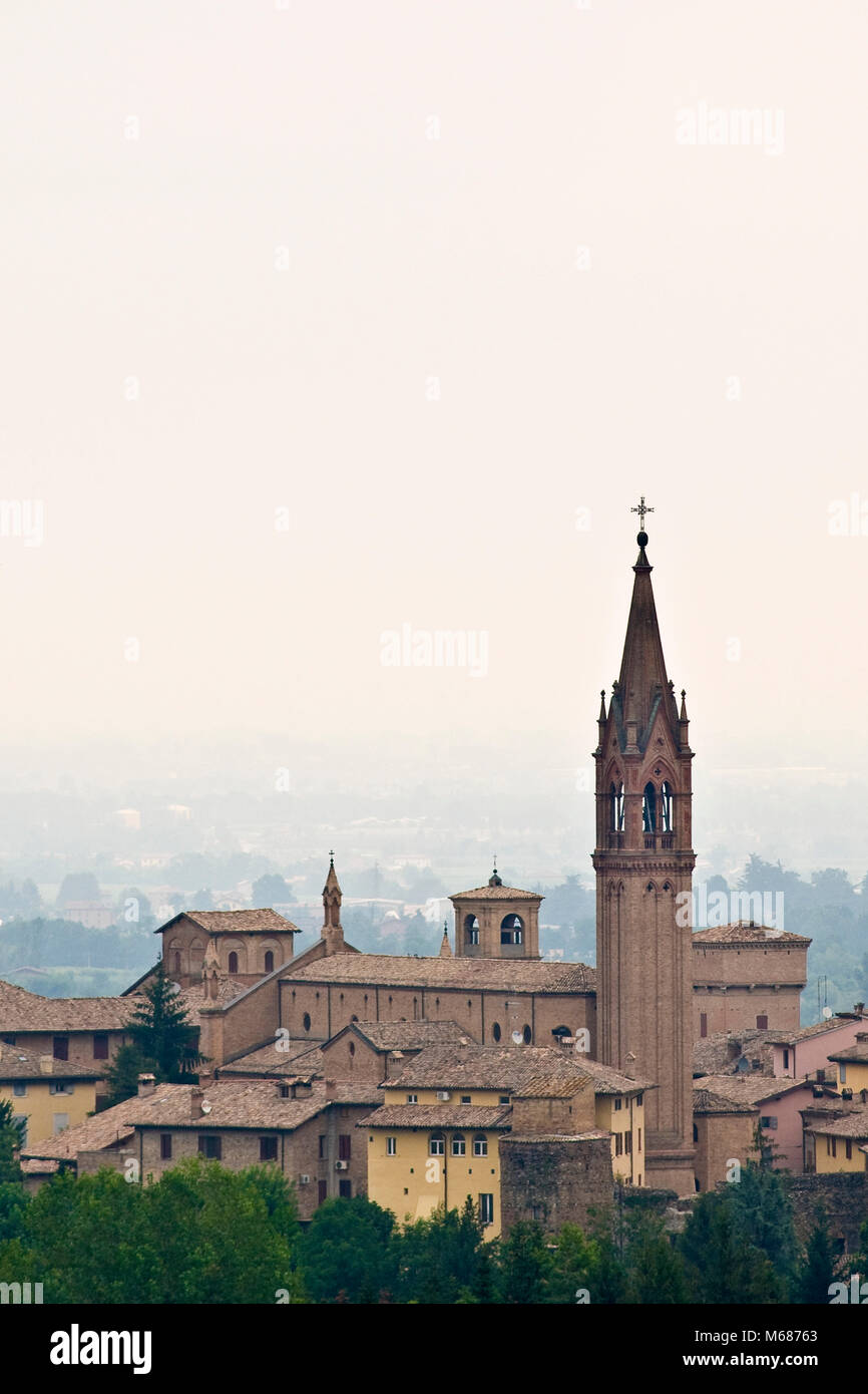 Castelvetro di modena hi-res stock photography and images - Alamy