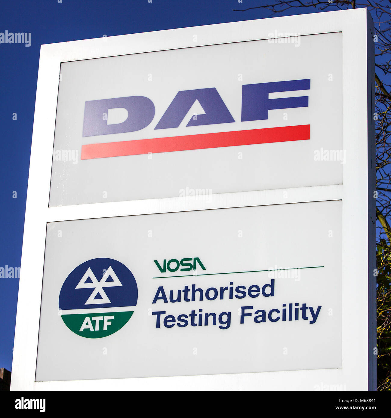 Daf logo hi-res stock photography and images - Alamy