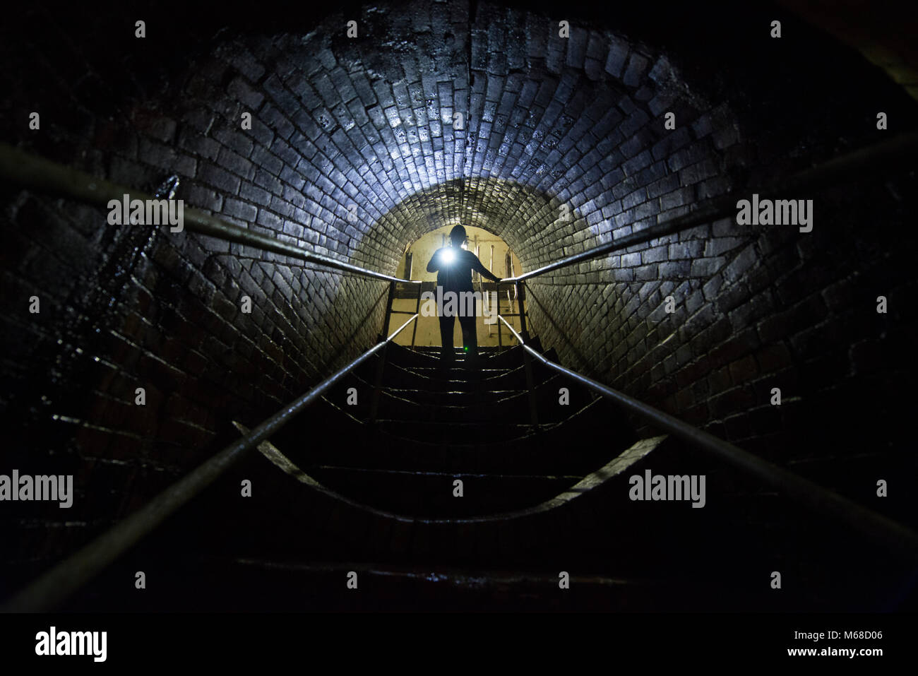 Victorian sewer system hi-res stock photography and images - Alamy