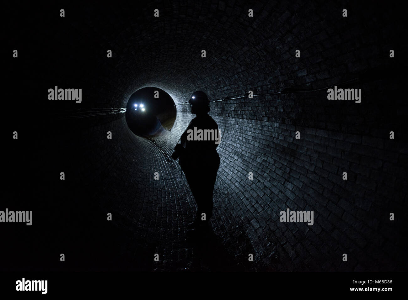 Victorian sewer system hi-res stock photography and images - Alamy