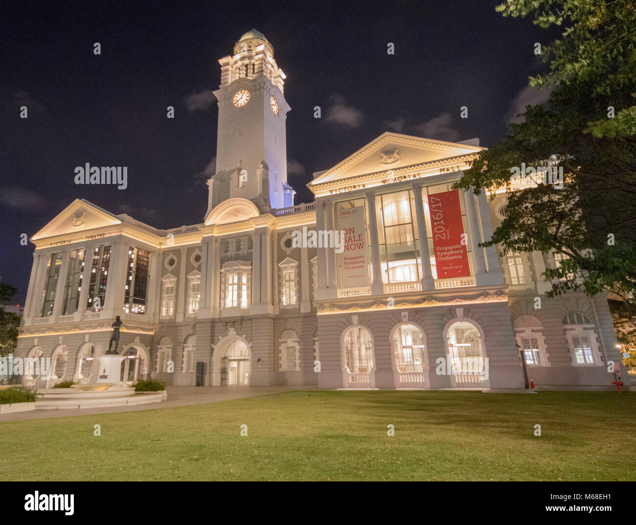 Victoria Theatre & Victoria Concert Hall, Singapore Stock Photo - Alamy