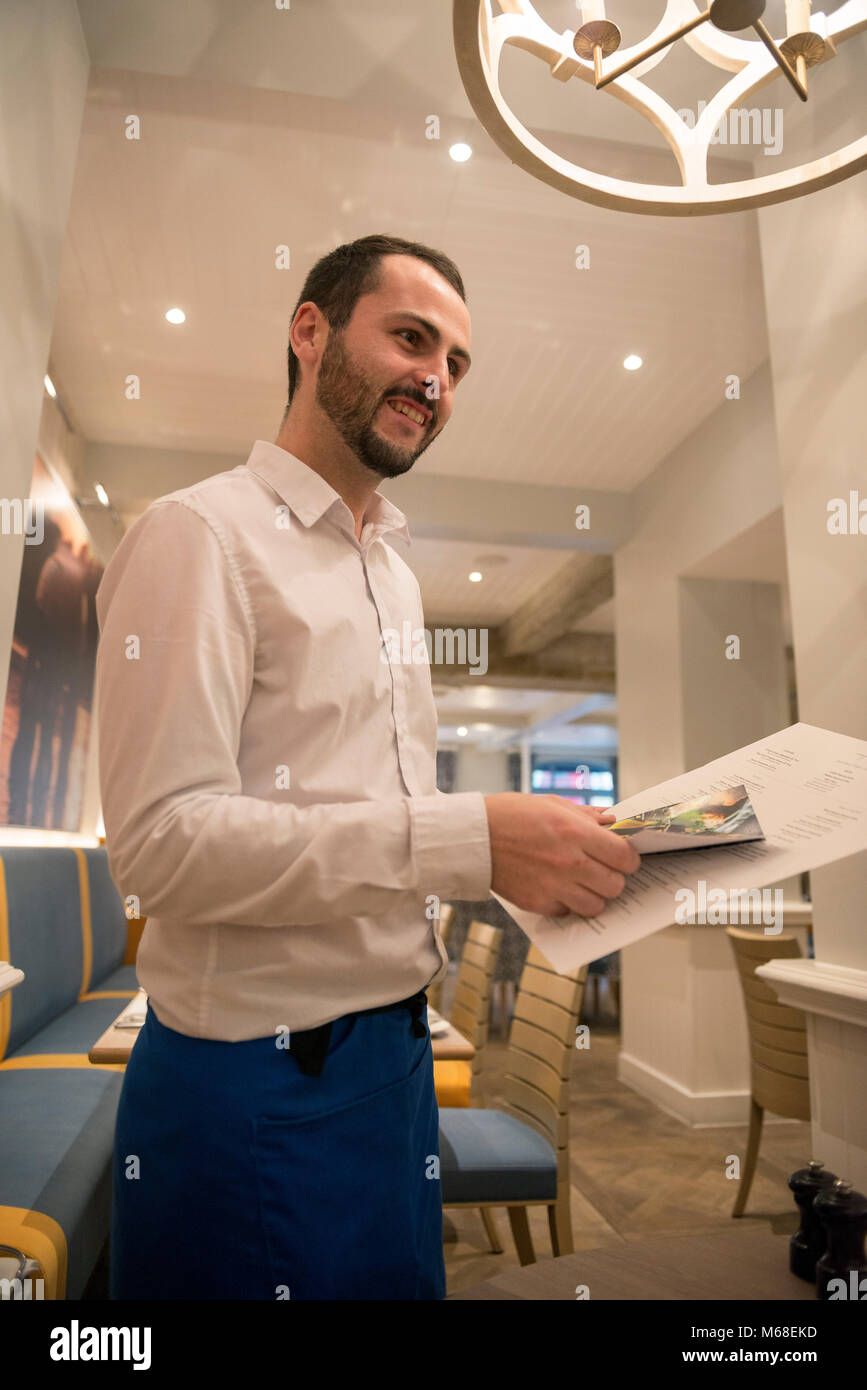 Waiting staff hi-res stock photography and images - Alamy