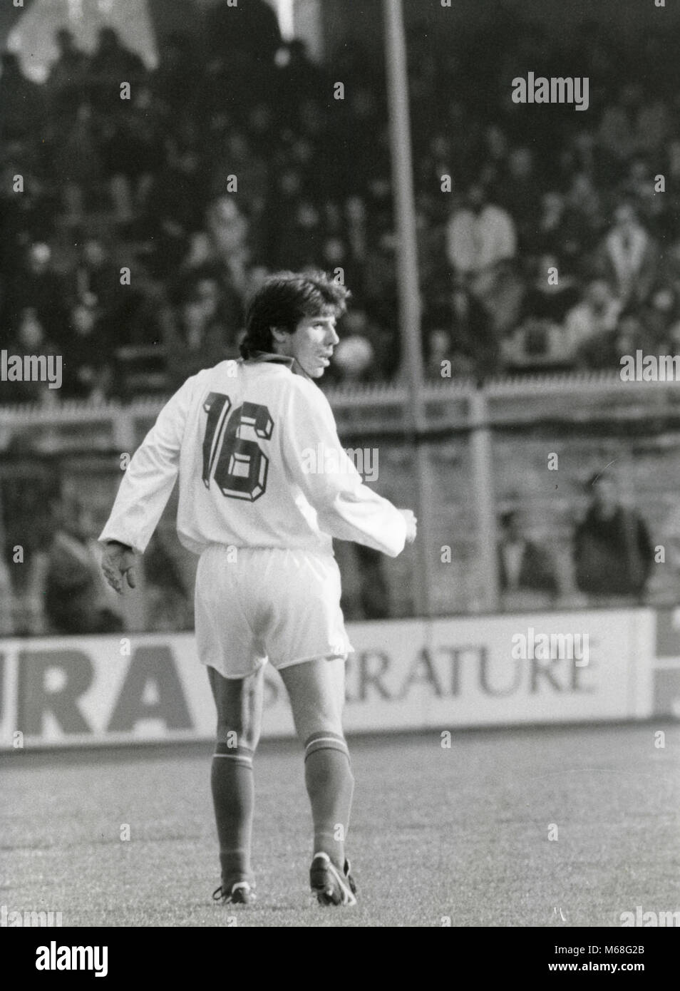 Italian football player Gianfranco Zola, 1990s Stock Photo - Alamy