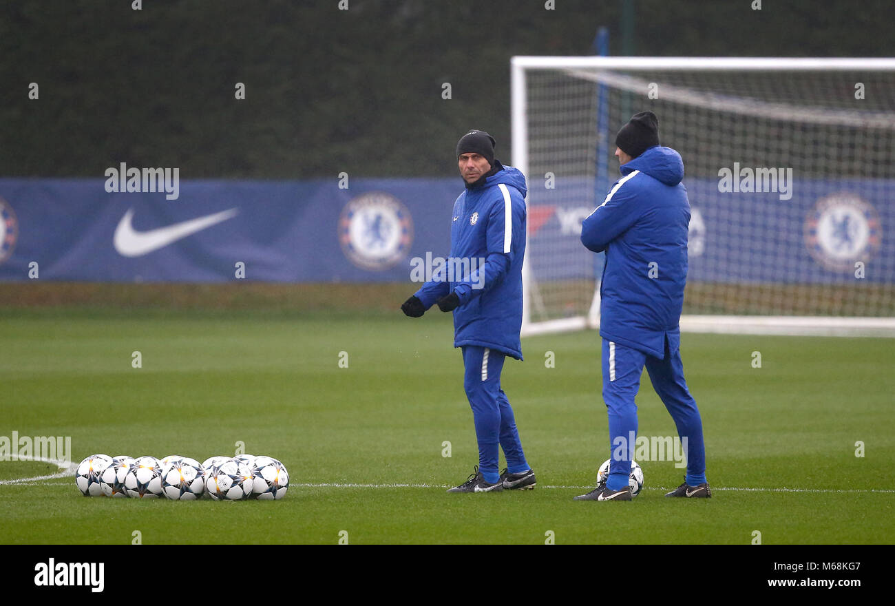 Chelsea training ground hi-res stock photography and images - Alamy