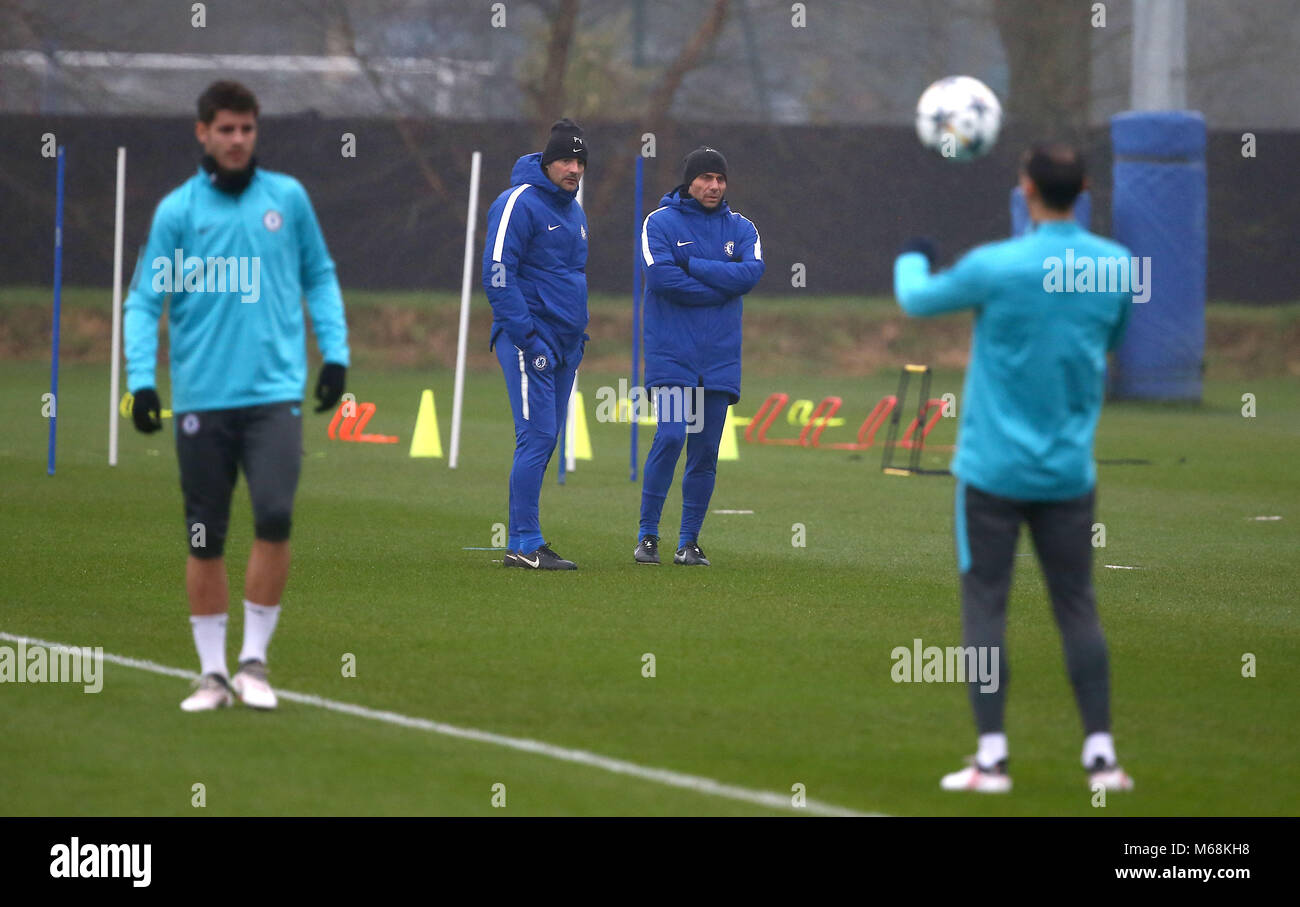 Chelsea fc training ground hi-res stock photography and images - Alamy