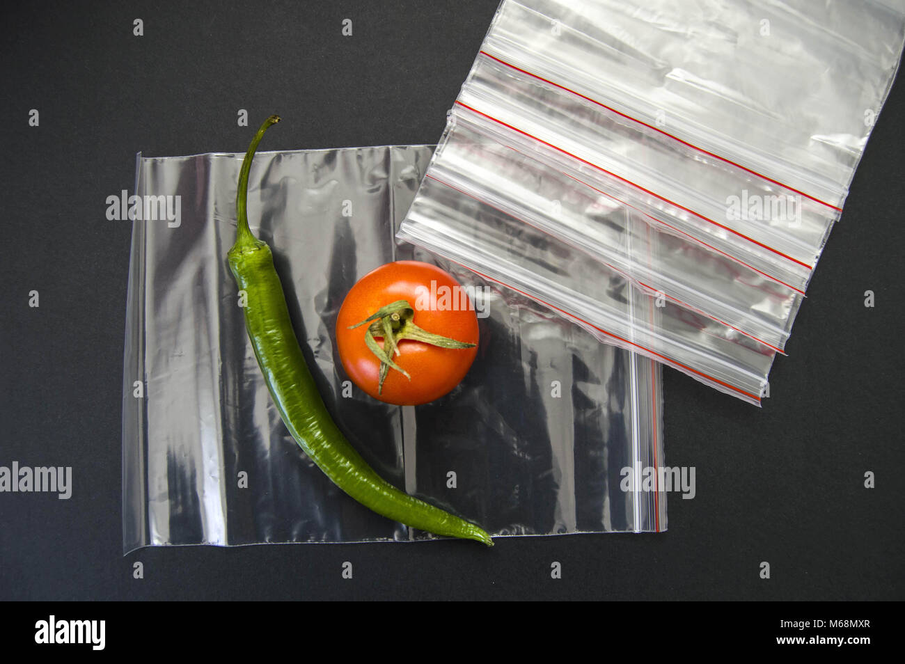 locked refrigerator bag to store food in the refrigerator, Keeping food ...