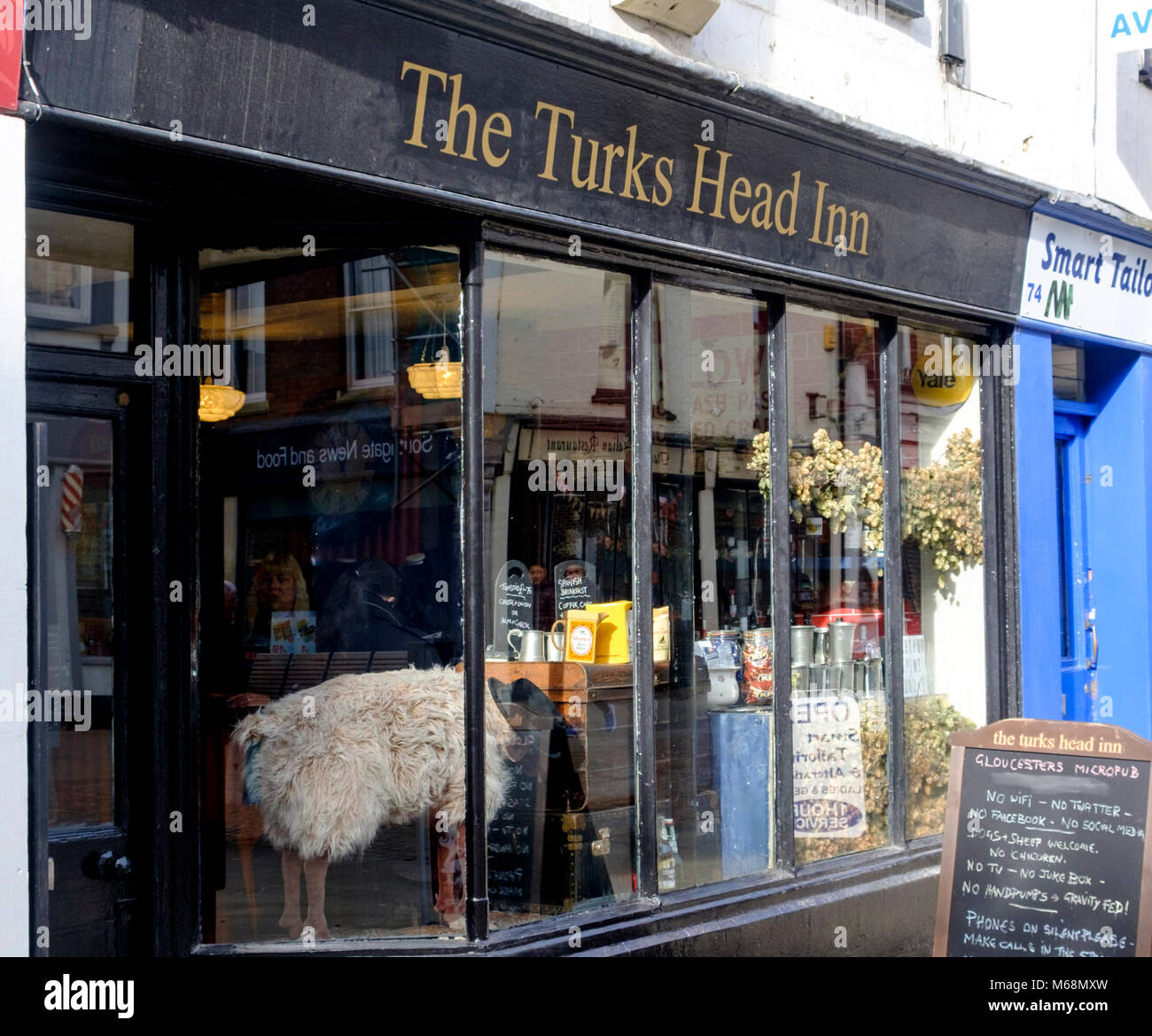 Turks head hi-res stock photography and images - Alamy