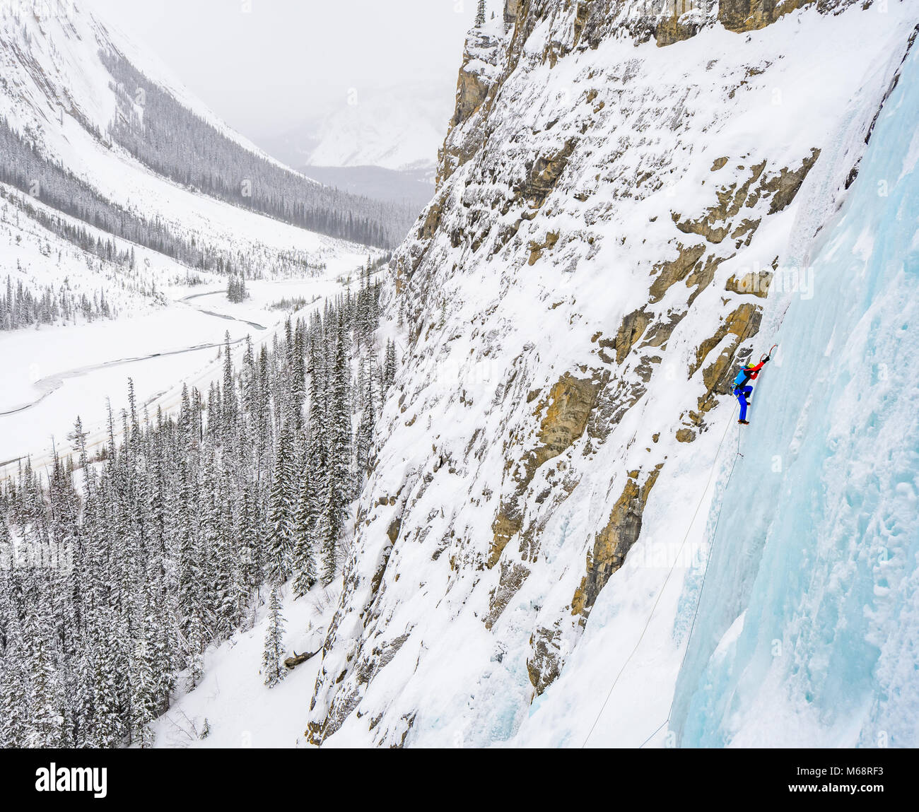 Weeping wall banff hi-res stock photography and images - Alamy