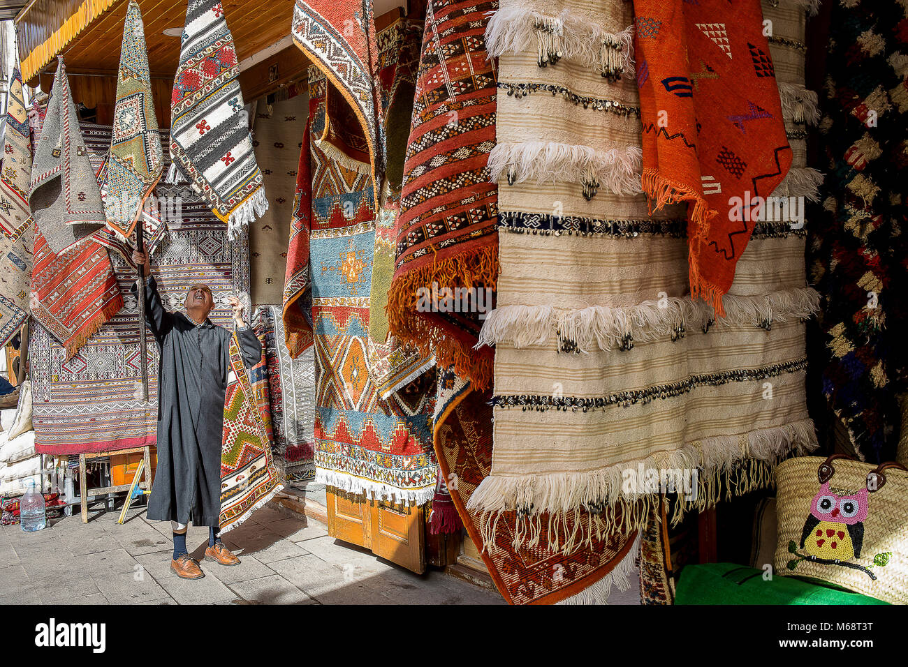 Arabic carpets hi-res stock photography and images - Alamy