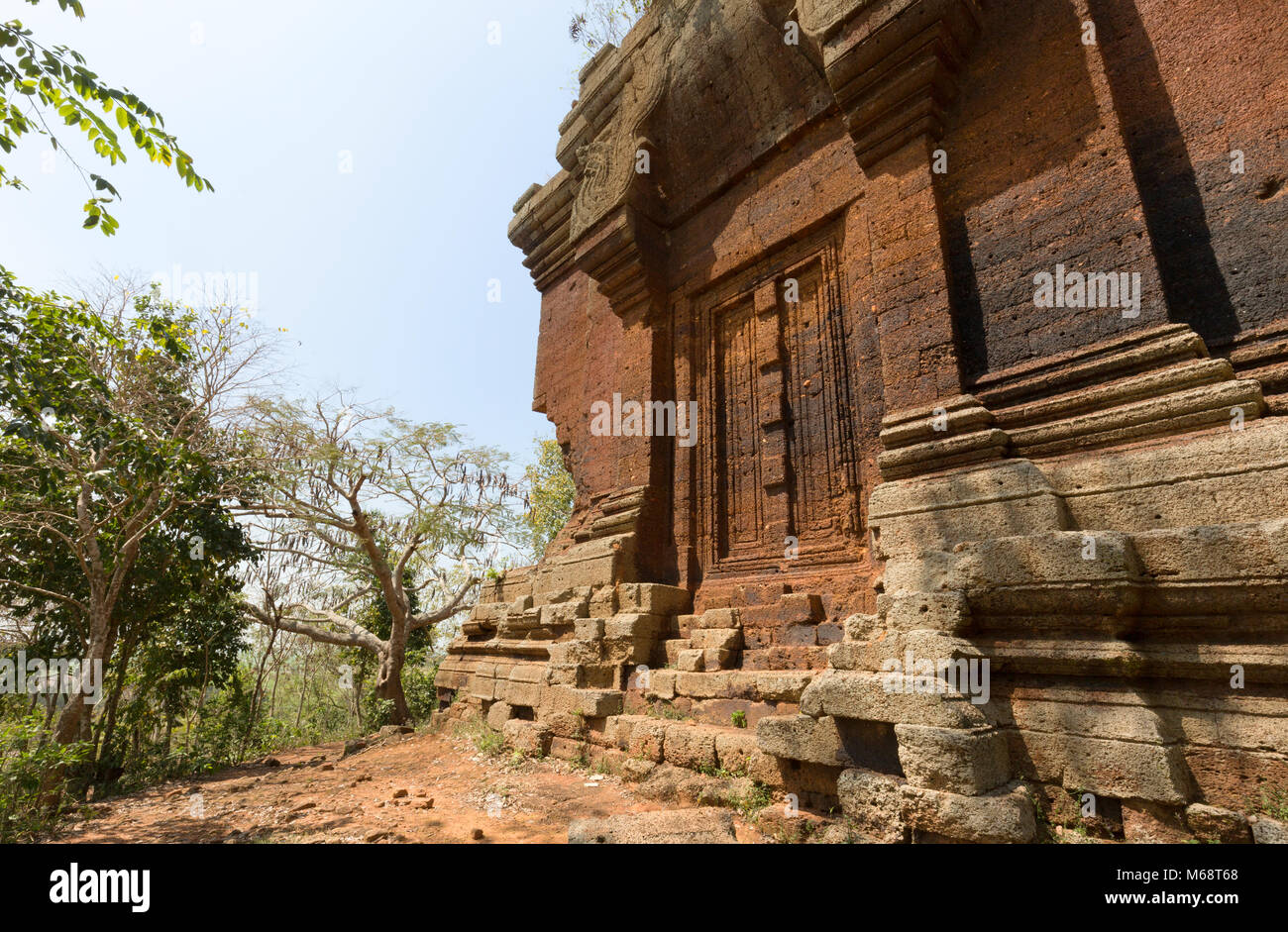 Phnom Da, Cambodia - 11th century hindu temple in Angkor Borei ...