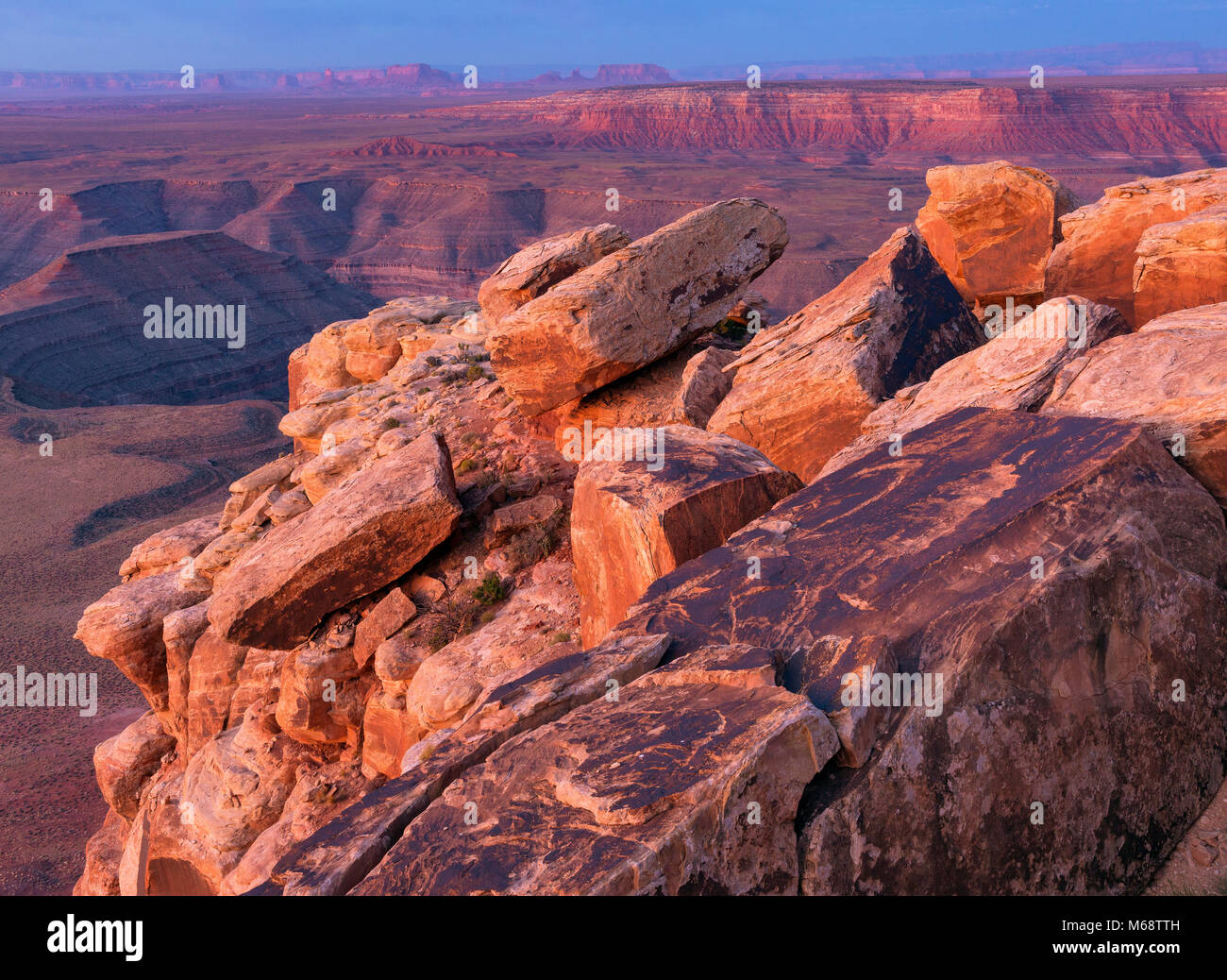 Dawn, Muley Point, Monument Valley, Glen Canyon National Recreation ...