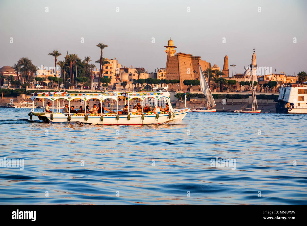 Feluca luxor hi-res stock photography and images - Alamy