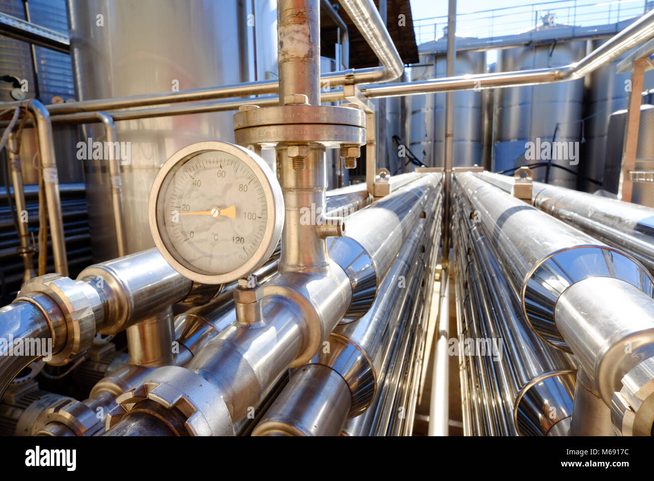 Wine barrel manufacturing process hi-res stock photography and images ...